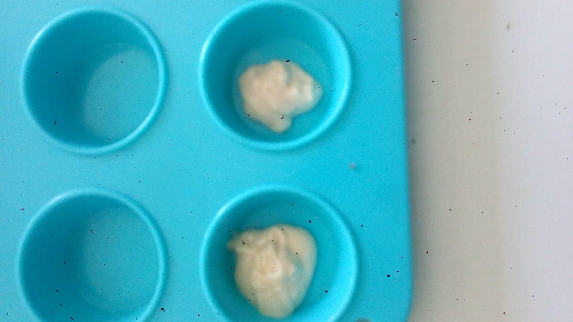 Blue and White Bon Bons : 5 Steps - Instructables