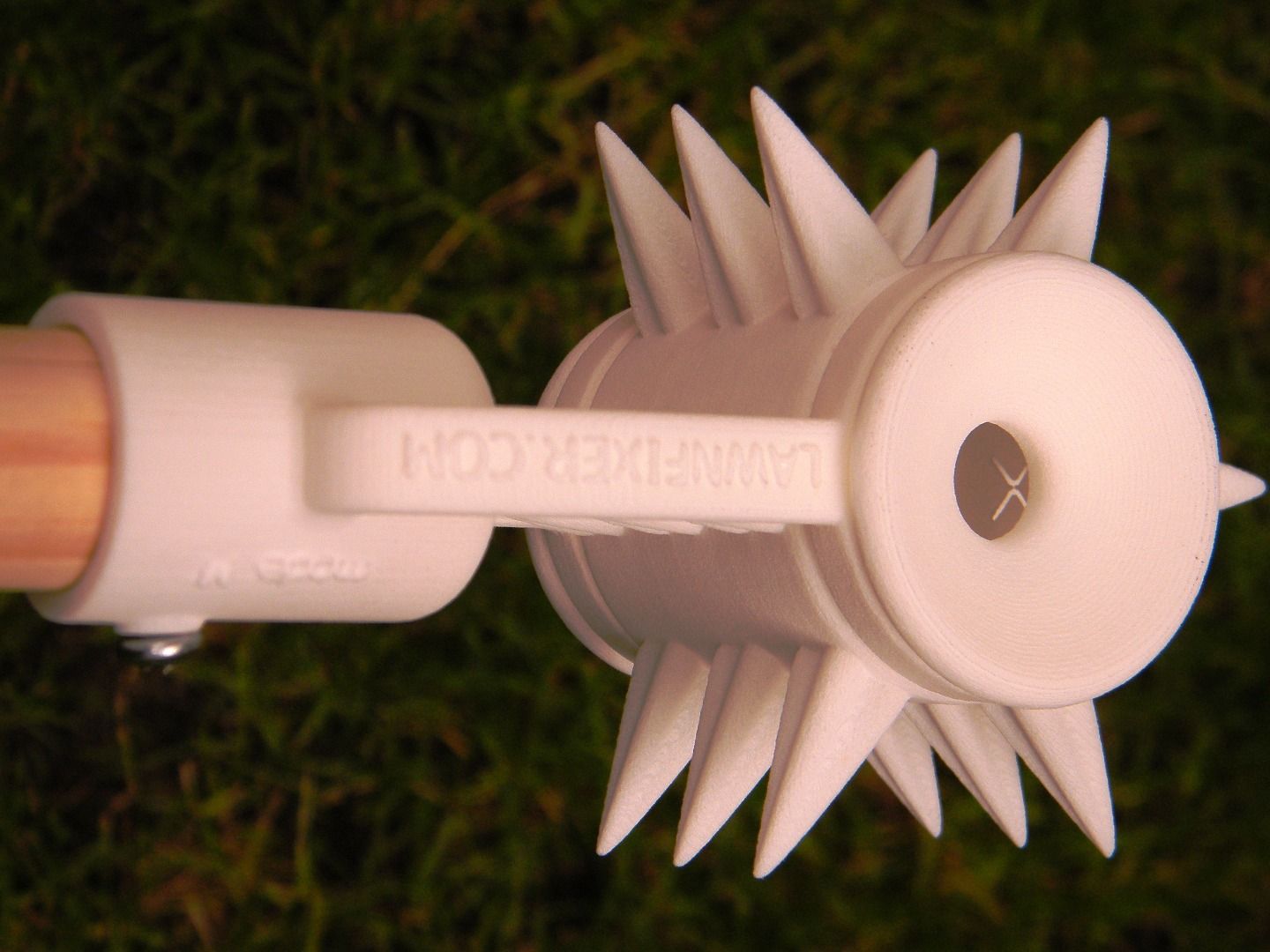 Lawnfixer, a 3D Printed Gardening Tool for Lawn Care (with Pictures ...