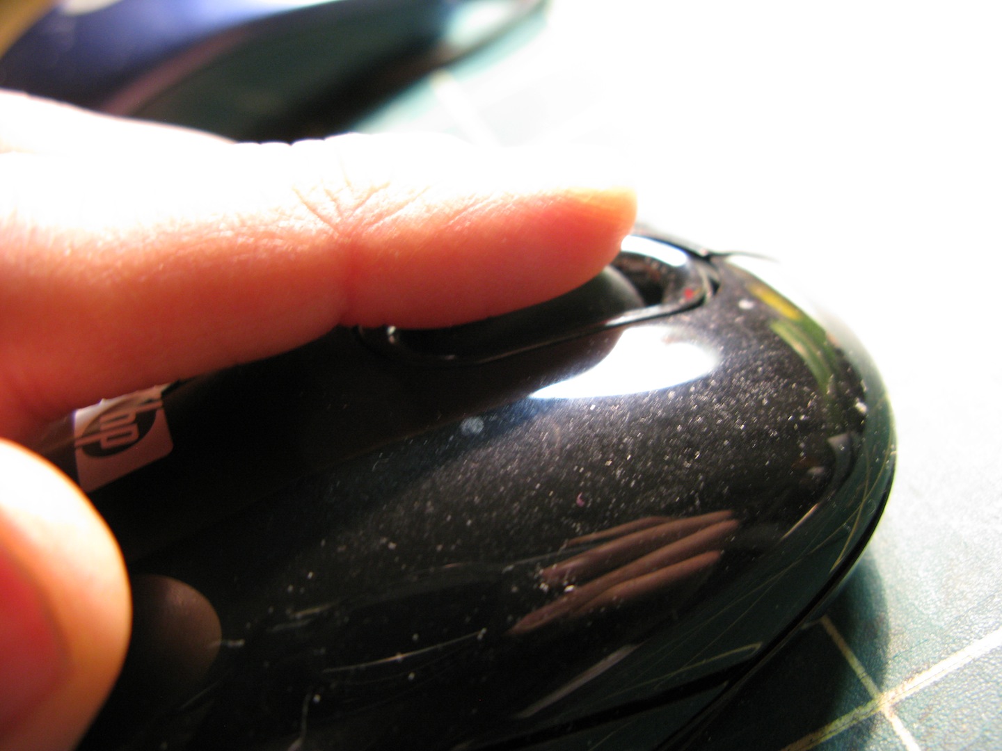 Make Your Mouse Scroll Wheel Move Like Butter : 6 Steps - Instructables