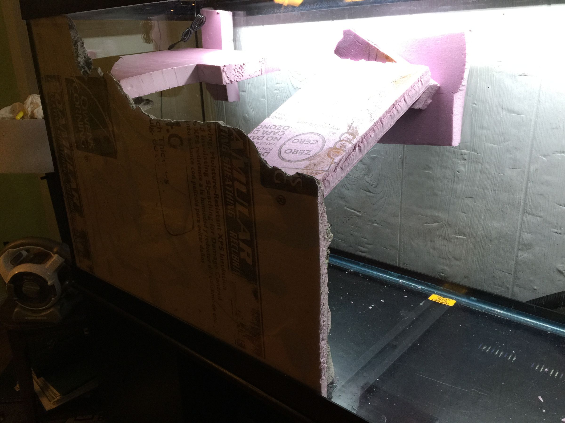 Make a 3D Aquarium Background : 14 Steps (with Pictures) - Instructables