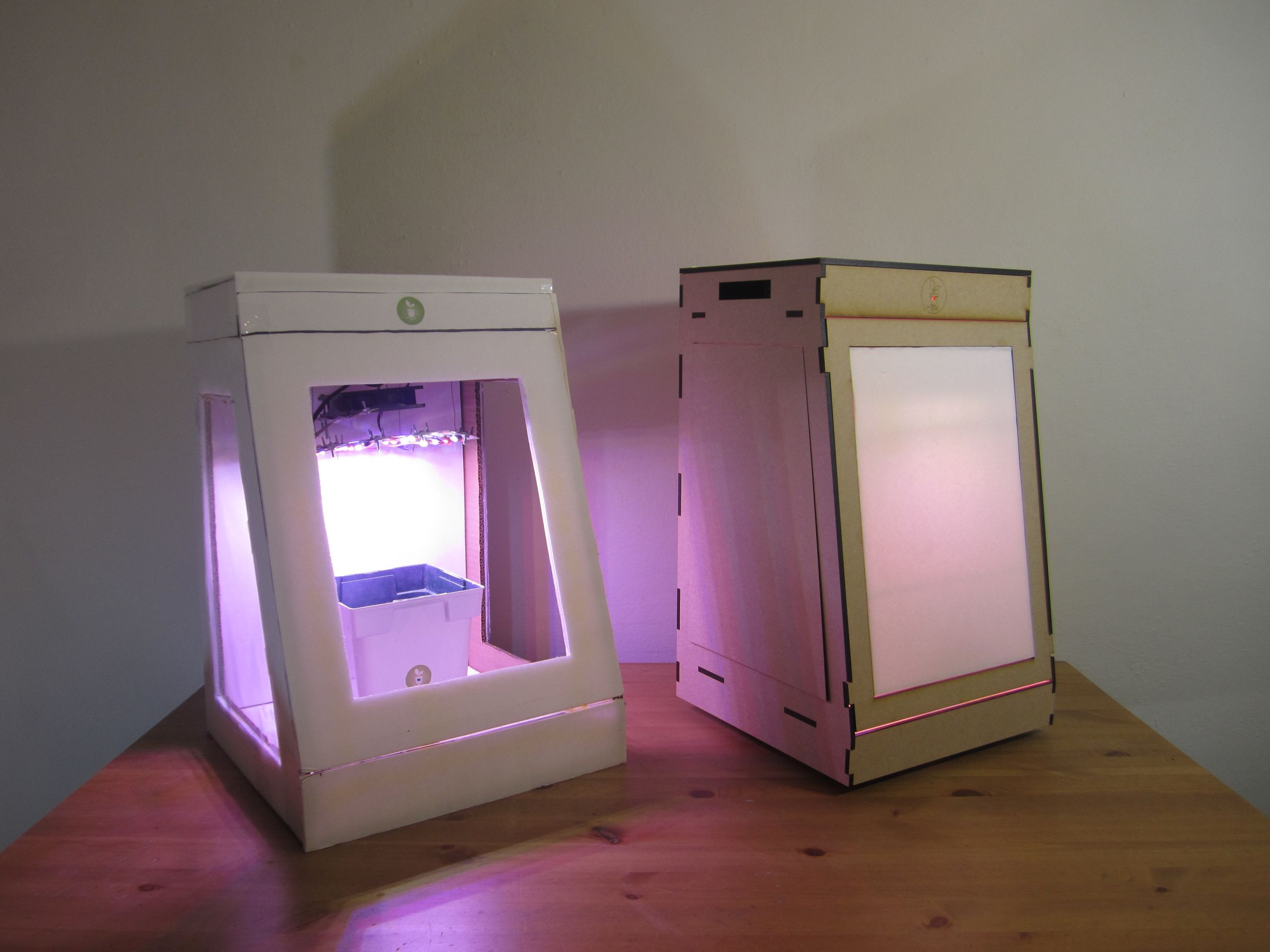 Incubator / Greenhouse : 5 Steps (with Pictures) - Instructables