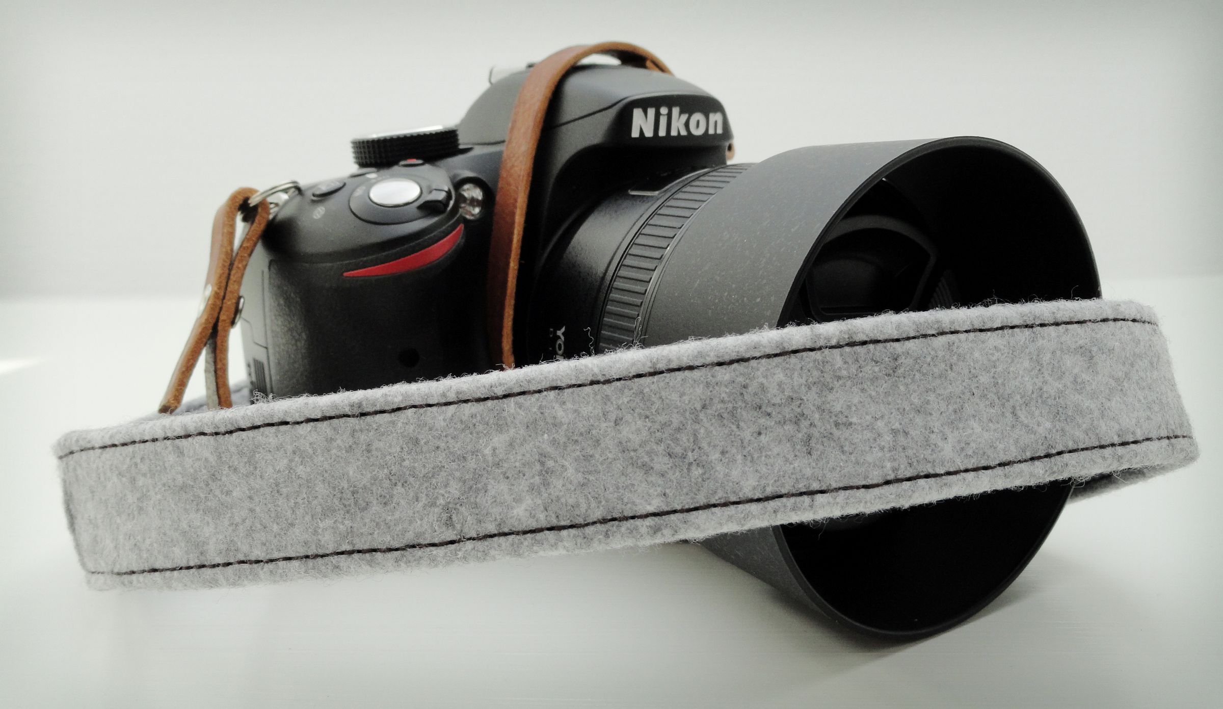Leather and Wool Camera Strap : 7 Steps (with Pictures) - Instructables