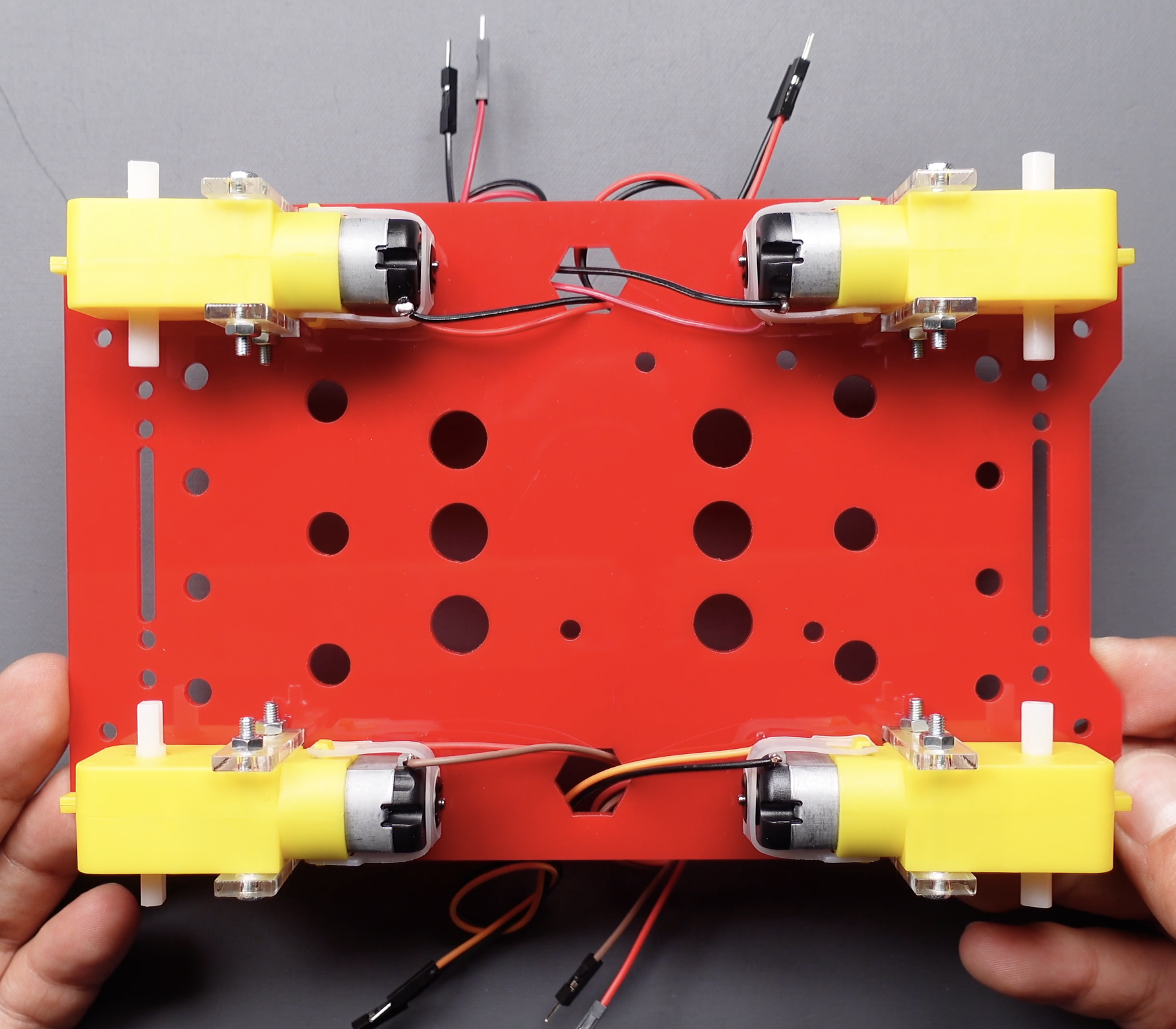 ESP32 Mecanum Wheels Robot and Bluetooth Gamepad Controller : 7 Steps ...