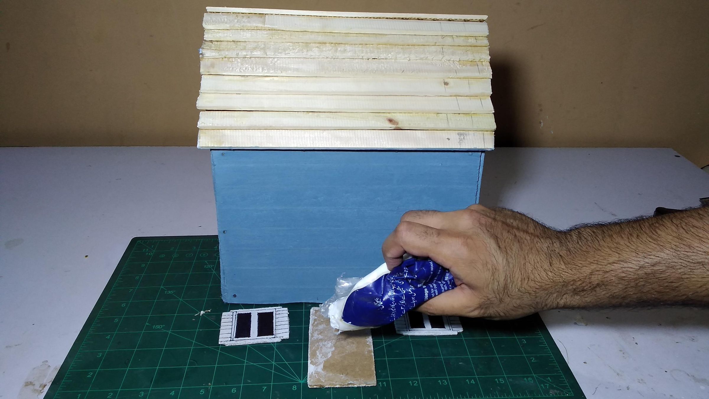 How to Make Bird House : 8 Steps (with Pictures) - Instructables