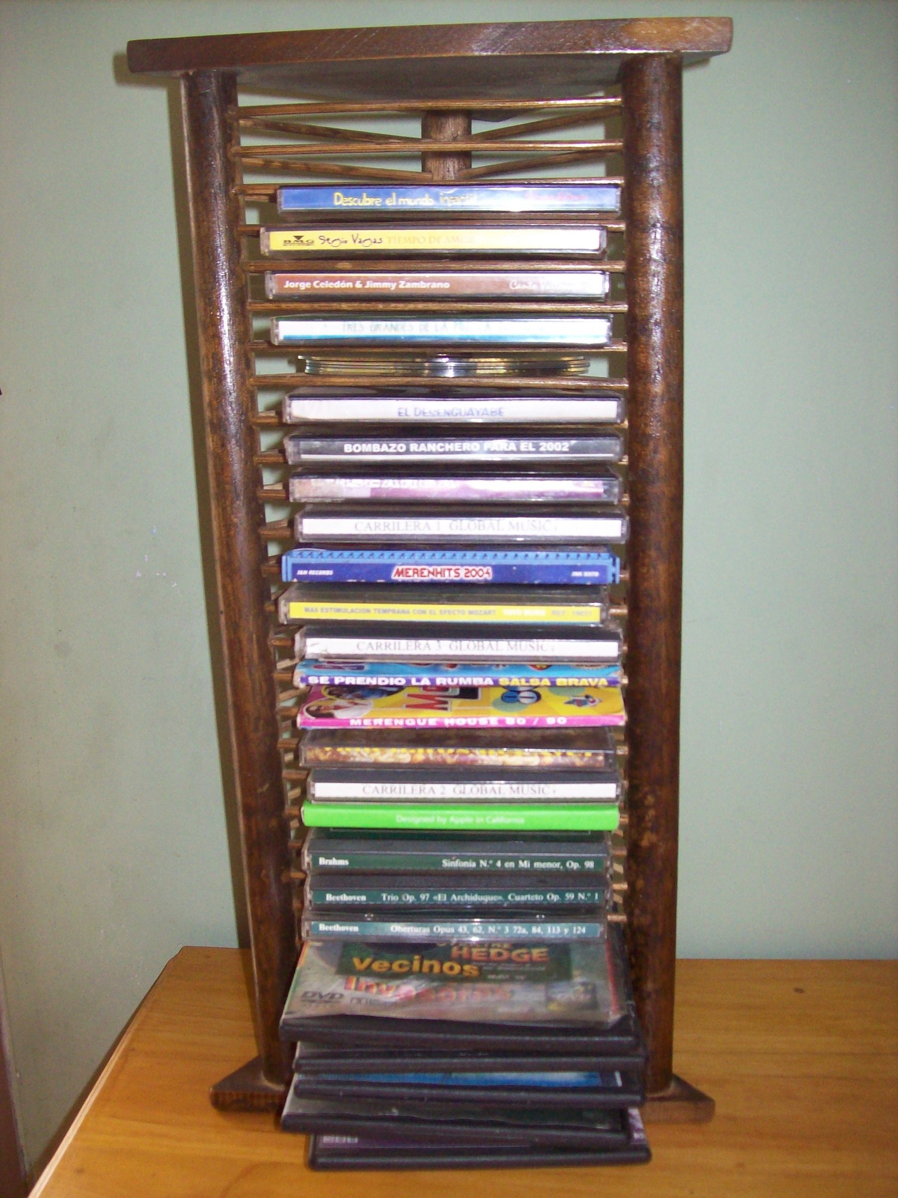 BROOM STICK CDS STAND. : 4 Steps - Instructables