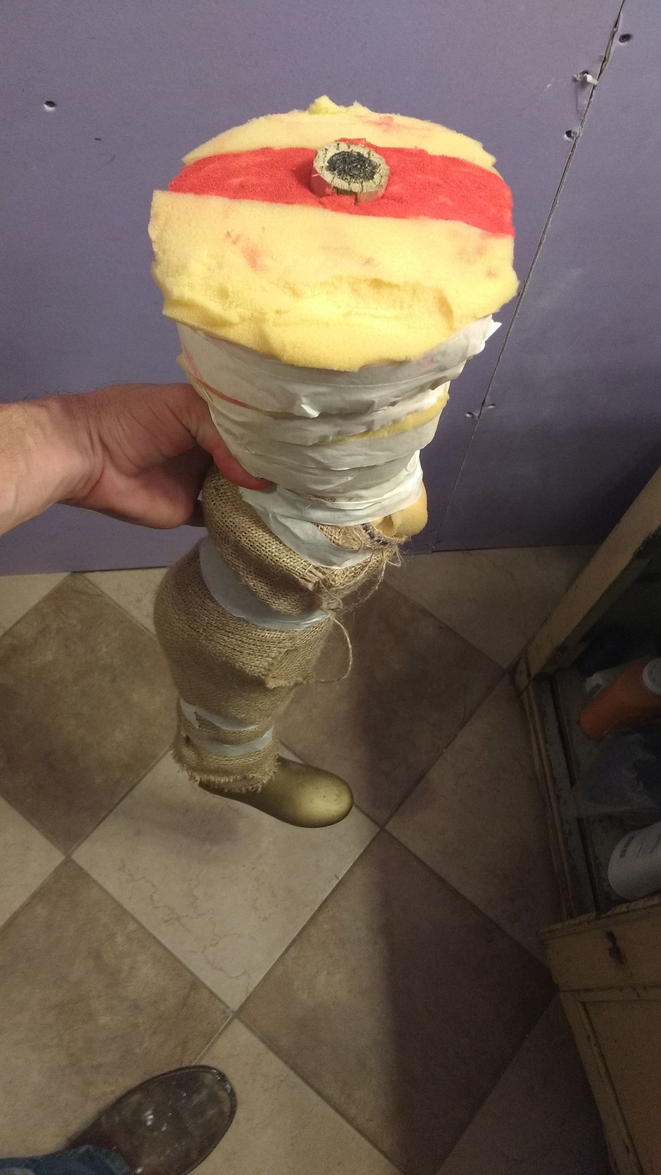 Severed Leg That Sprays Fake Blood -movie Prop : 6 Steps (with Pictures ...