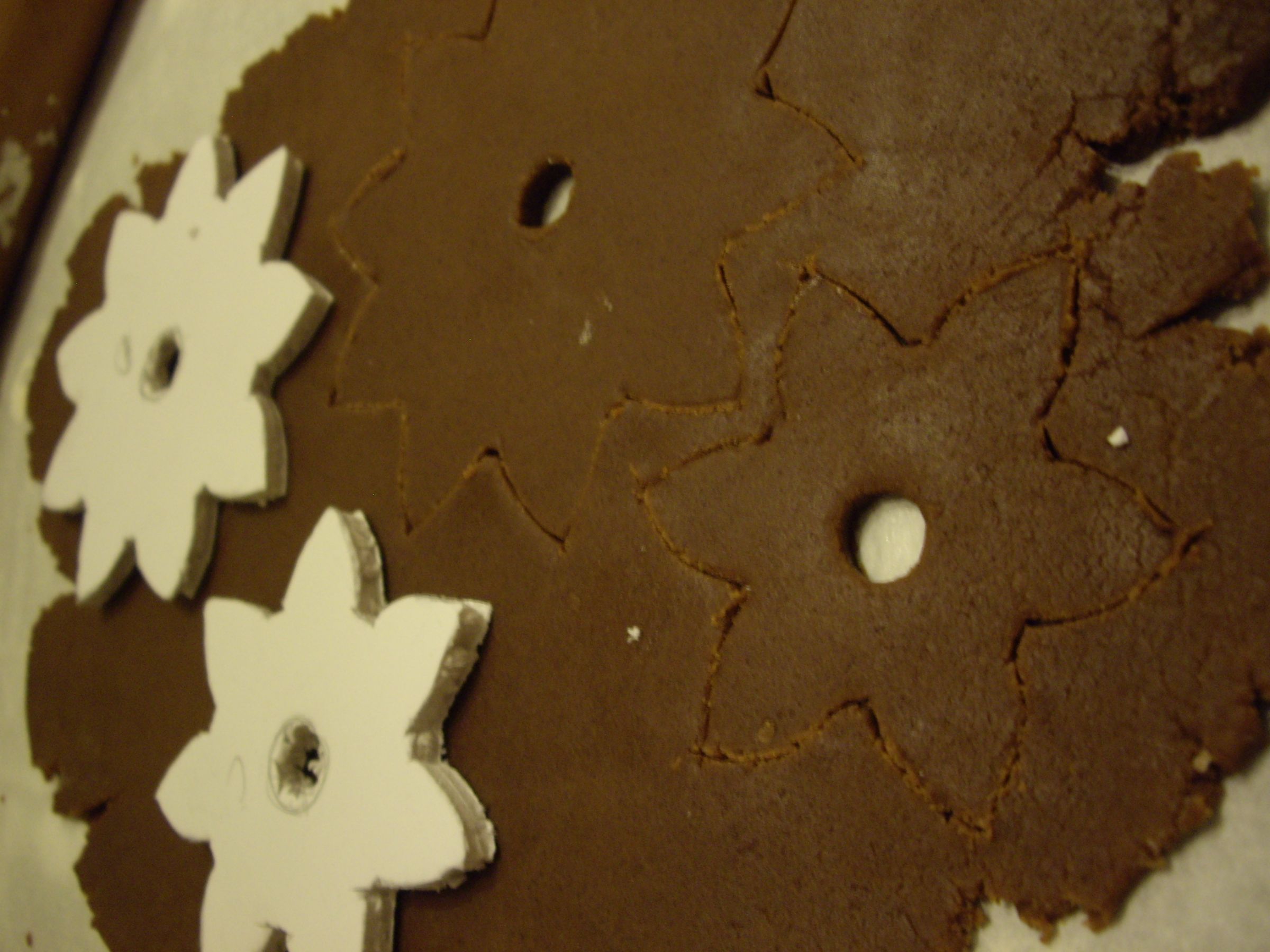 Edible Gingerbread Cuckoo Clock With Internal Gears : 9 Steps (with ...