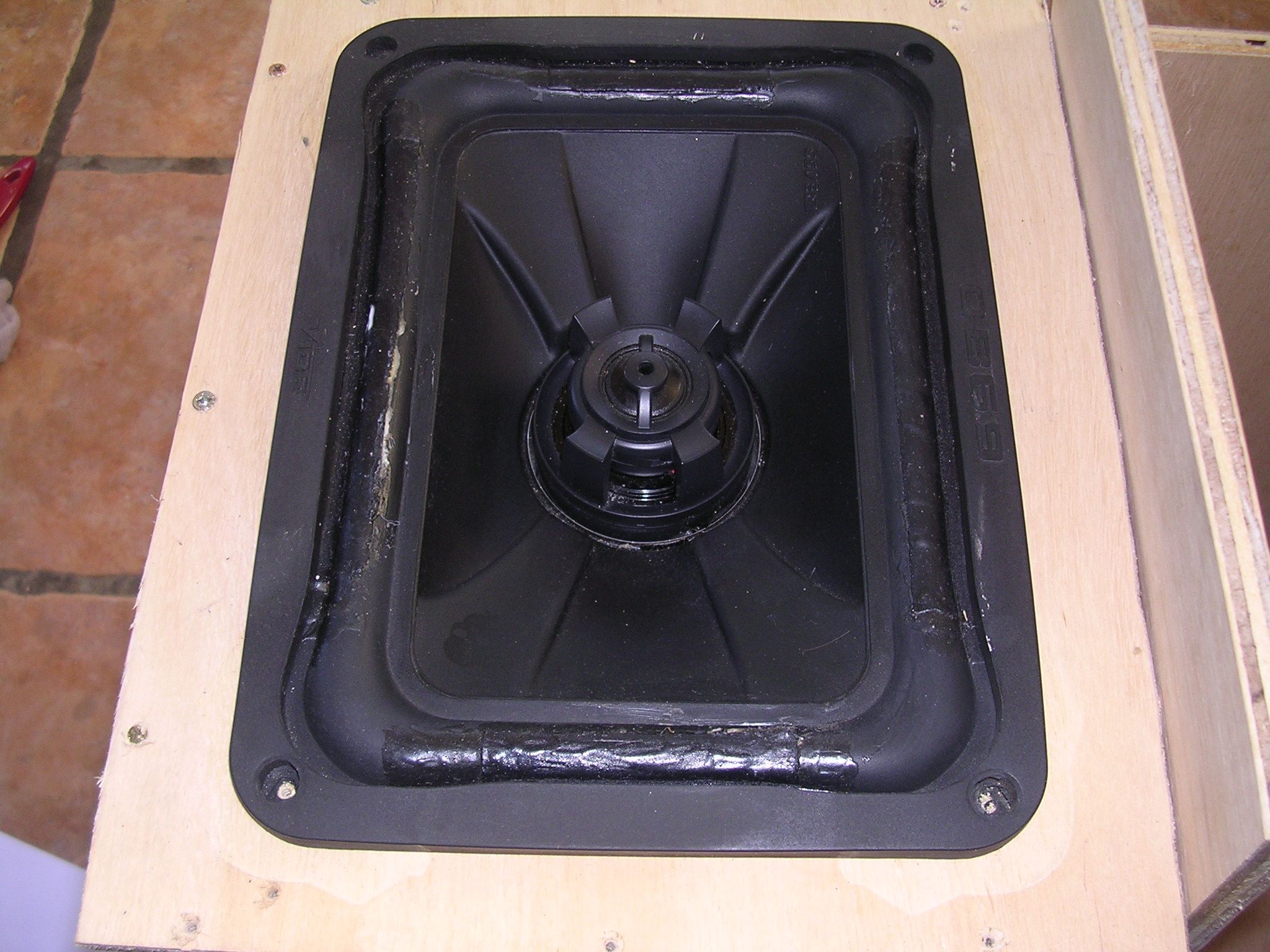 Car Speaker Box Using a 'Folded Horn' Design : 10 Steps (with Pictures ...