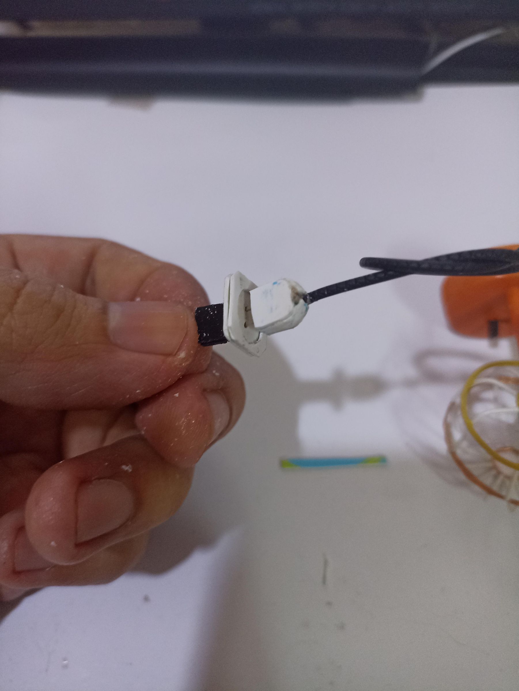 Working Tiny Fan With a Power Wall Plug : 7 Steps (with Pictures ...