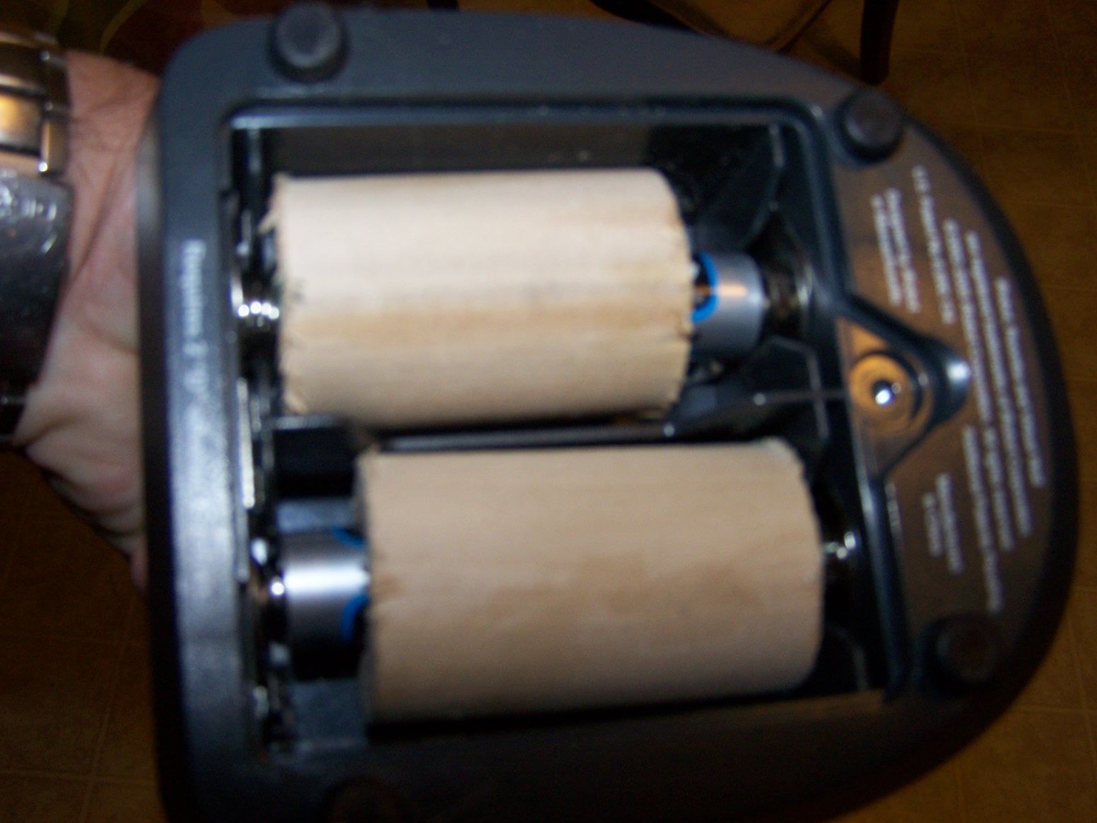 AA to D Cell Adapter : 3 Steps - Instructables