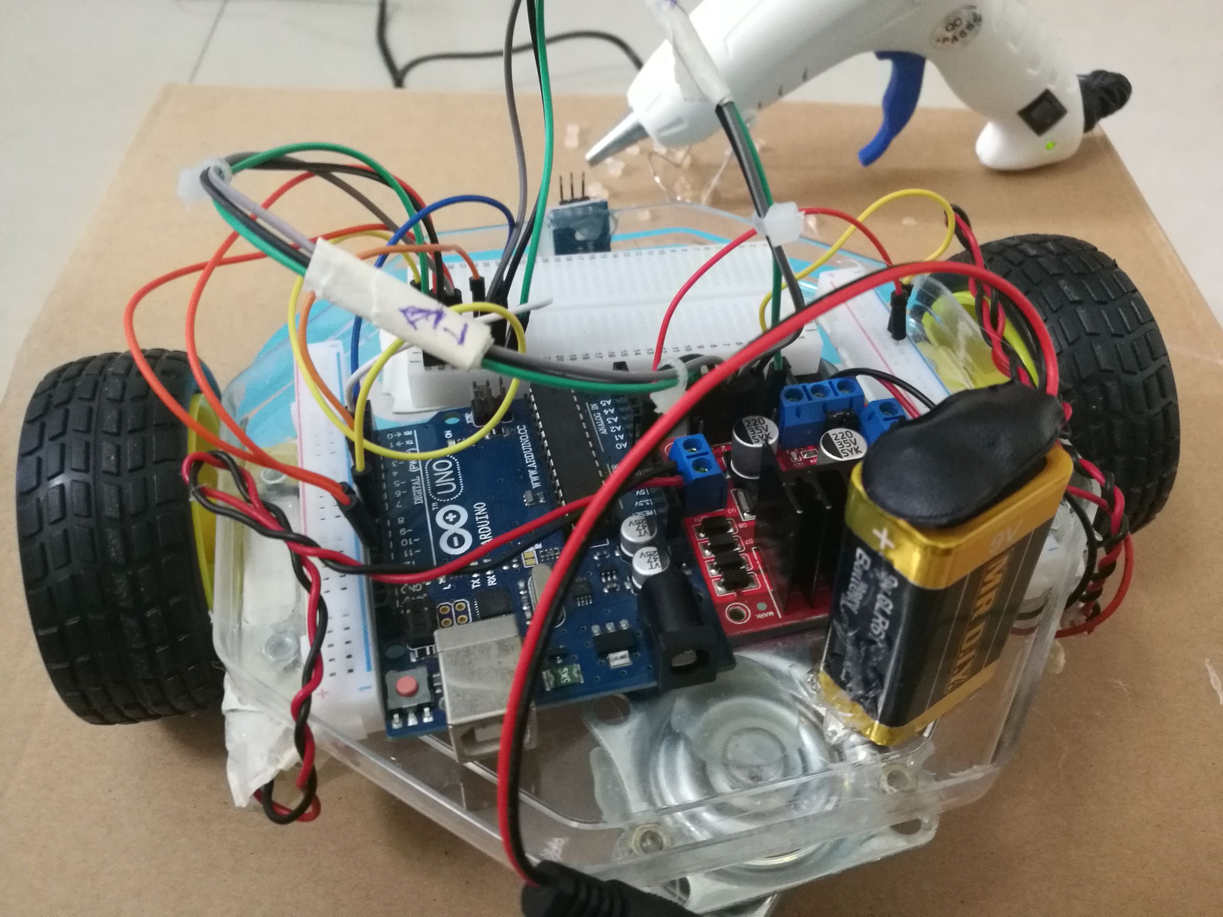 How to Make a Bluetooth Controlled Simplistic RC Car : 7 Steps (with ...