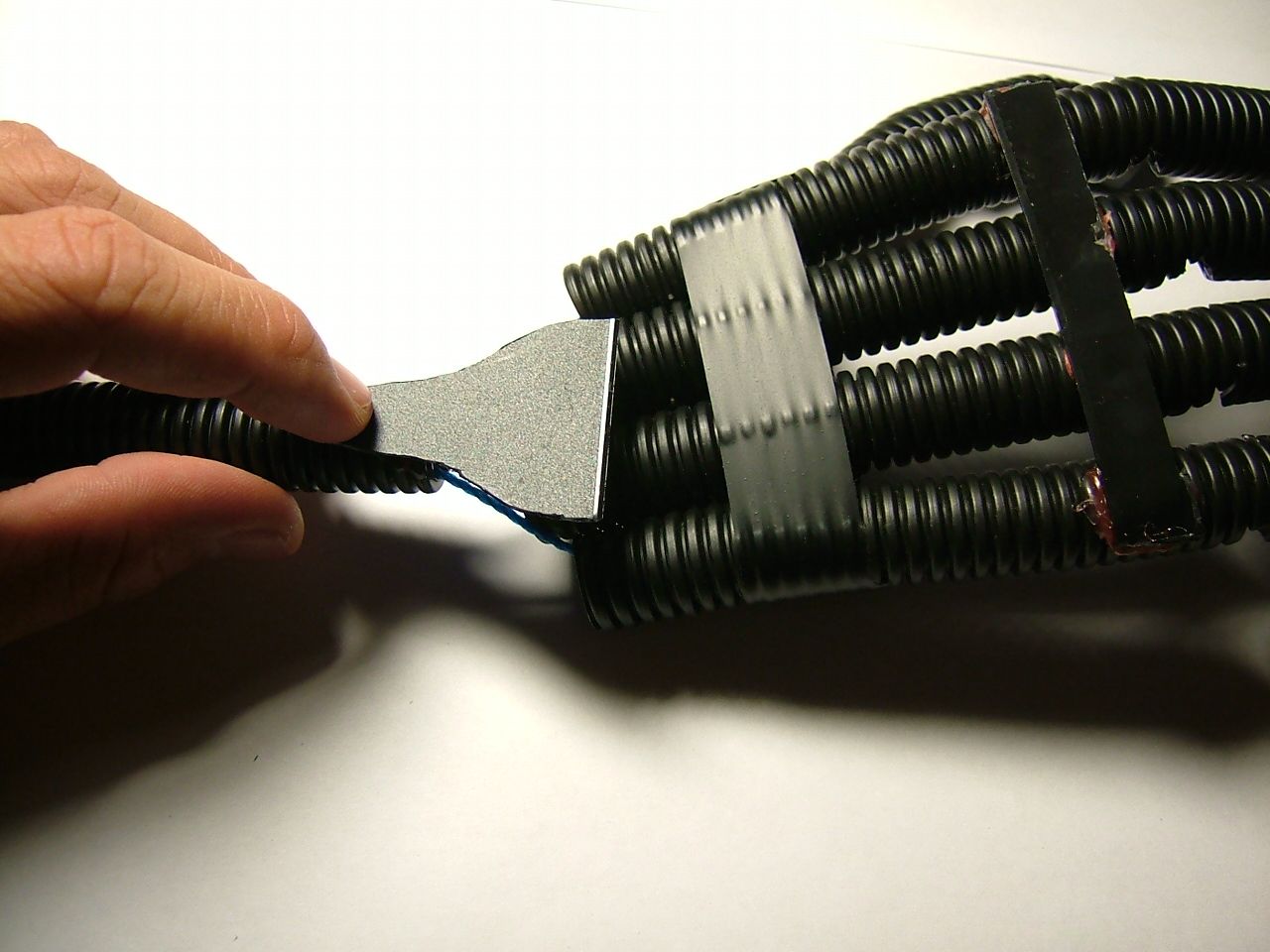 Simple Animatronics (robotic Hand) : 9 Steps (with Pictures ...