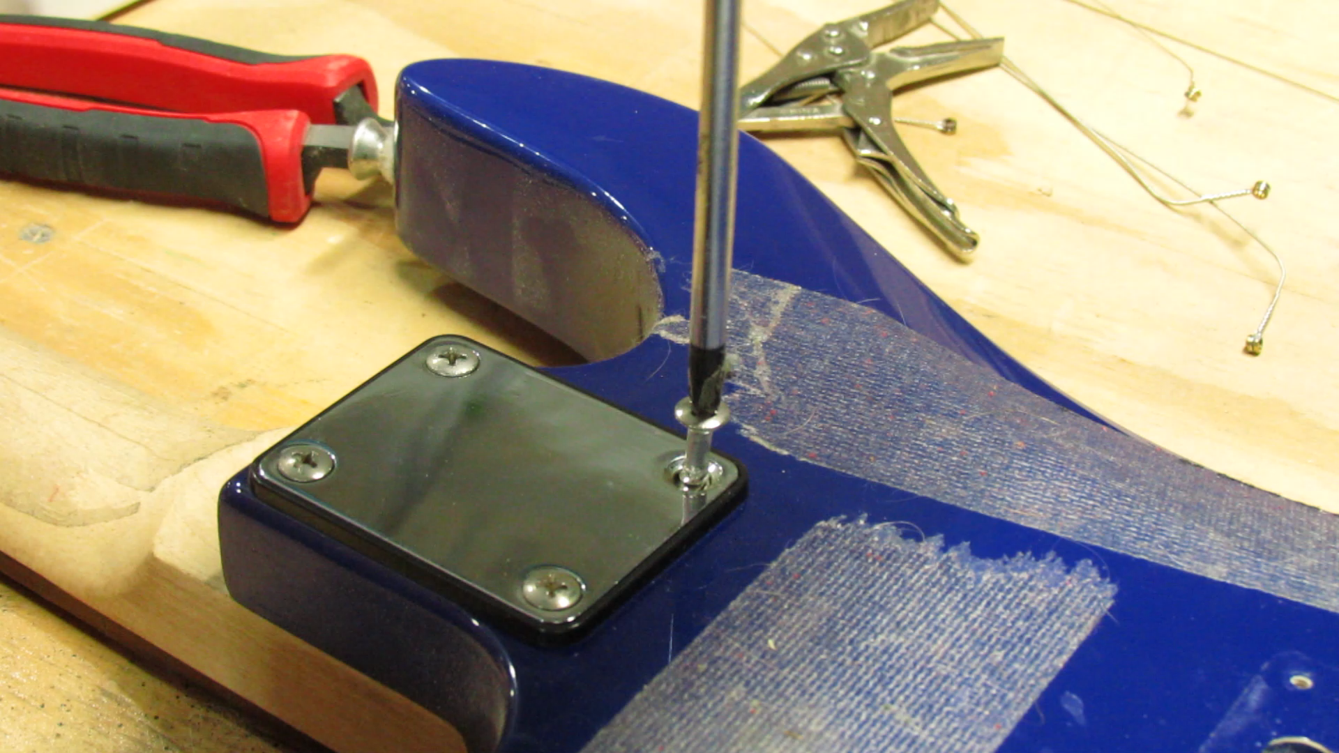 Guitar Fix and Restore : 10 Steps (with Pictures) - Instructables