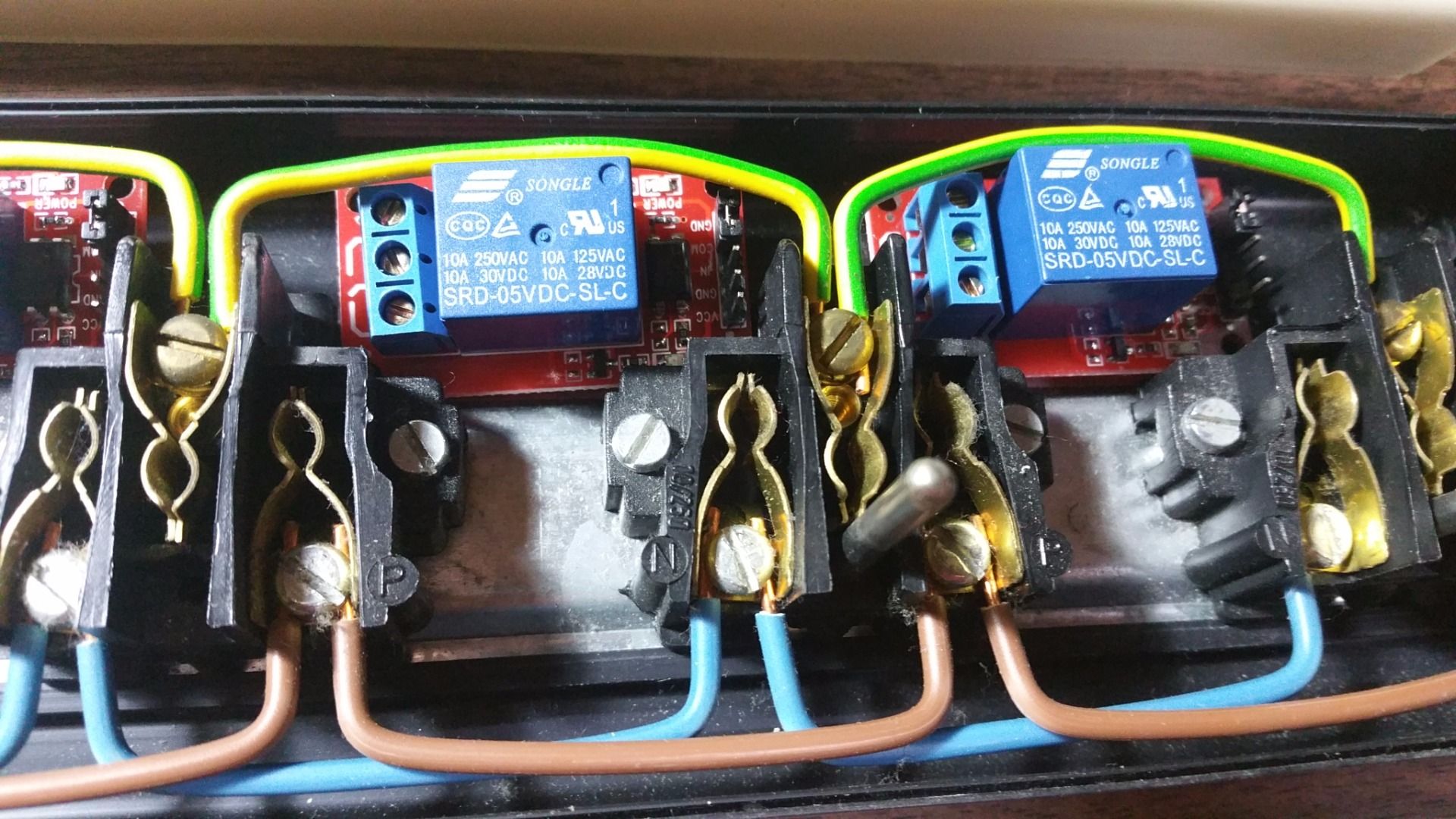 AC Powerstrip With Arduino Controlled AC/DC Relays and OpenHAB ...