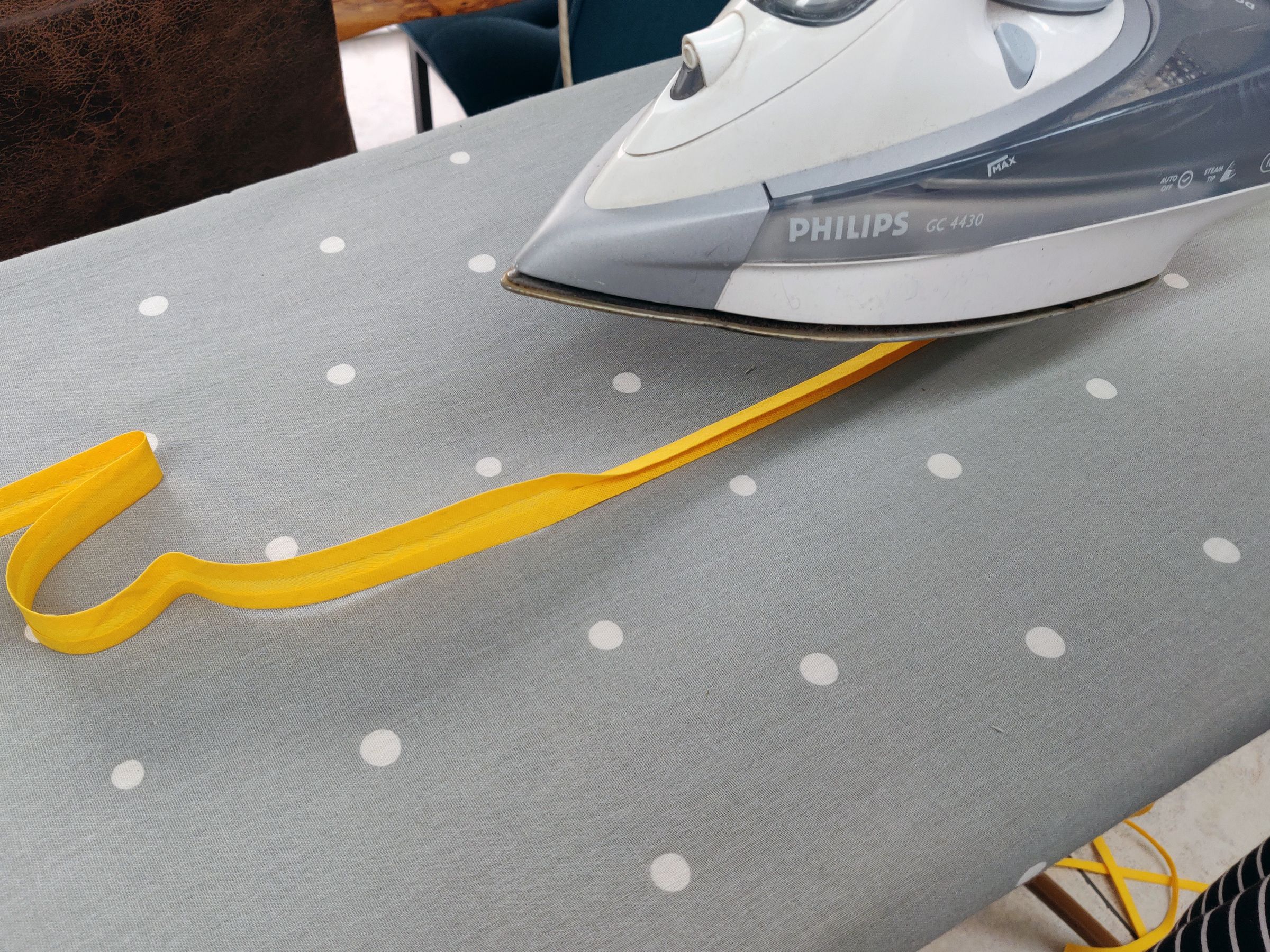 DIY Fabric Party Flags : 5 Steps (with Pictures) - Instructables
