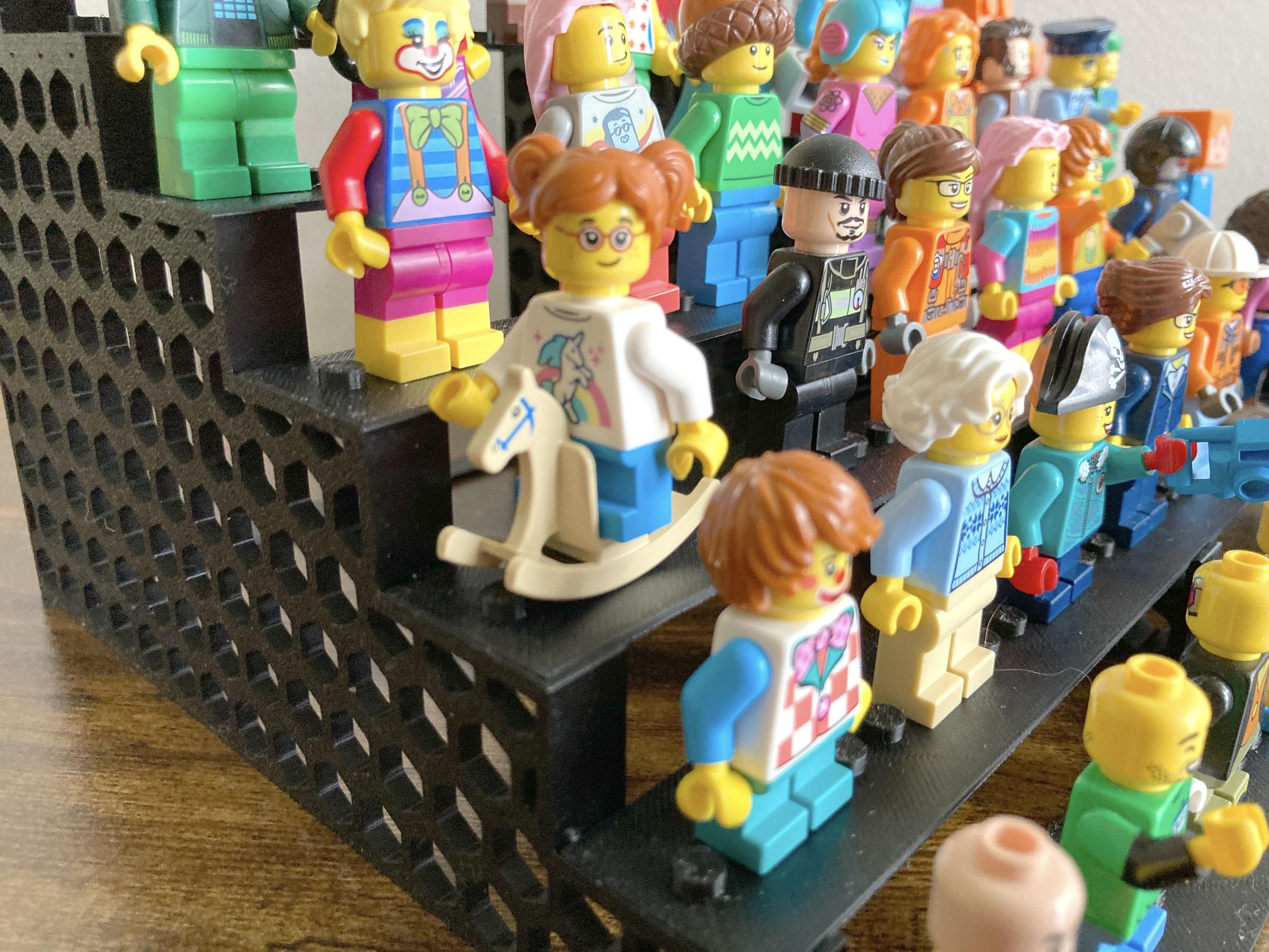 LEGO Minifig Stand / Display : 10 Steps (with Pictures) - Instructables