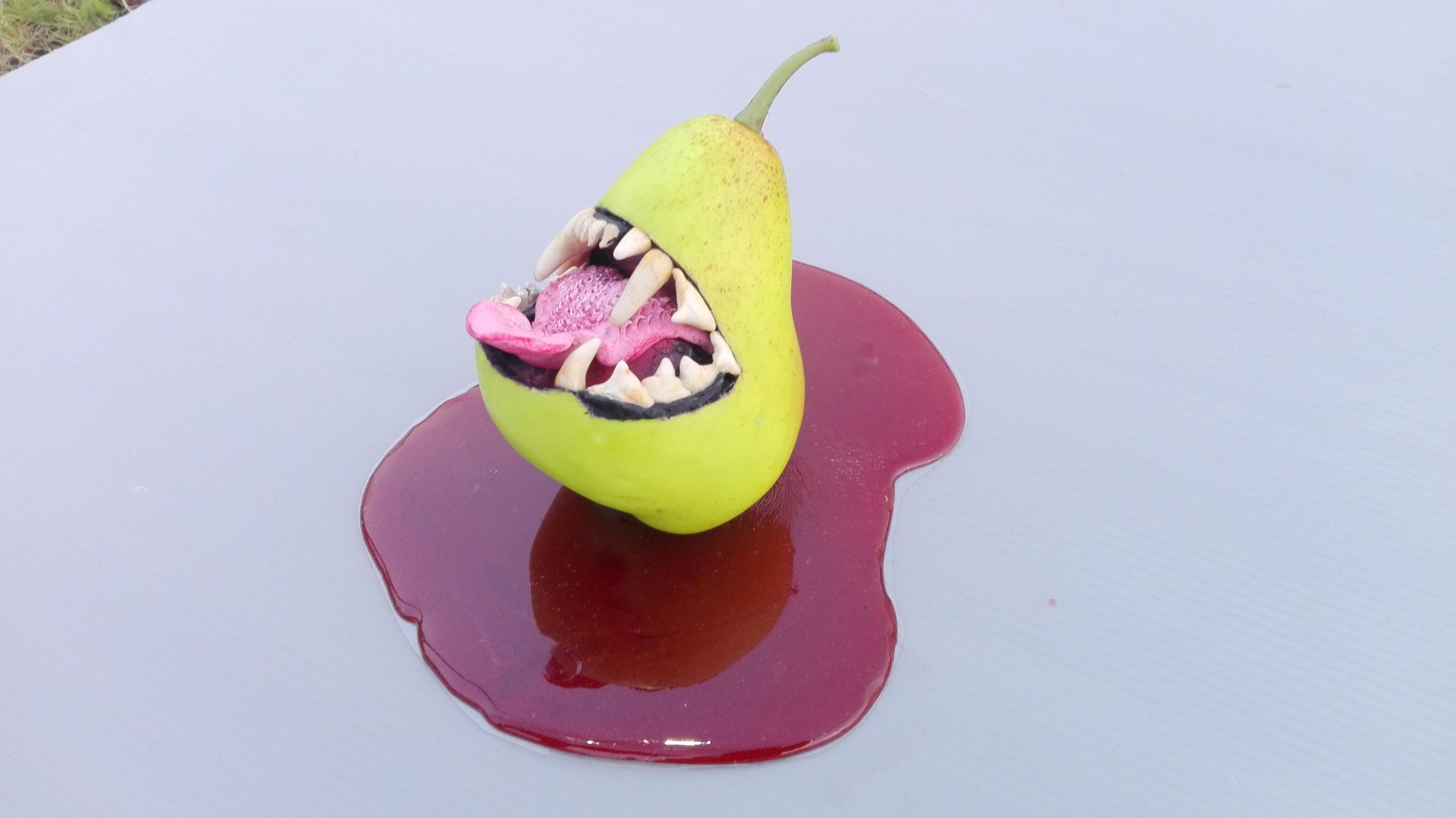 How to Make Halloween Zombie Pear in Faux Blood | Halloween Resin Art ...