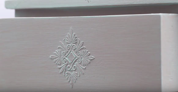 How to Glaze Furniture in Any Color : 7 Steps (with Pictures ...