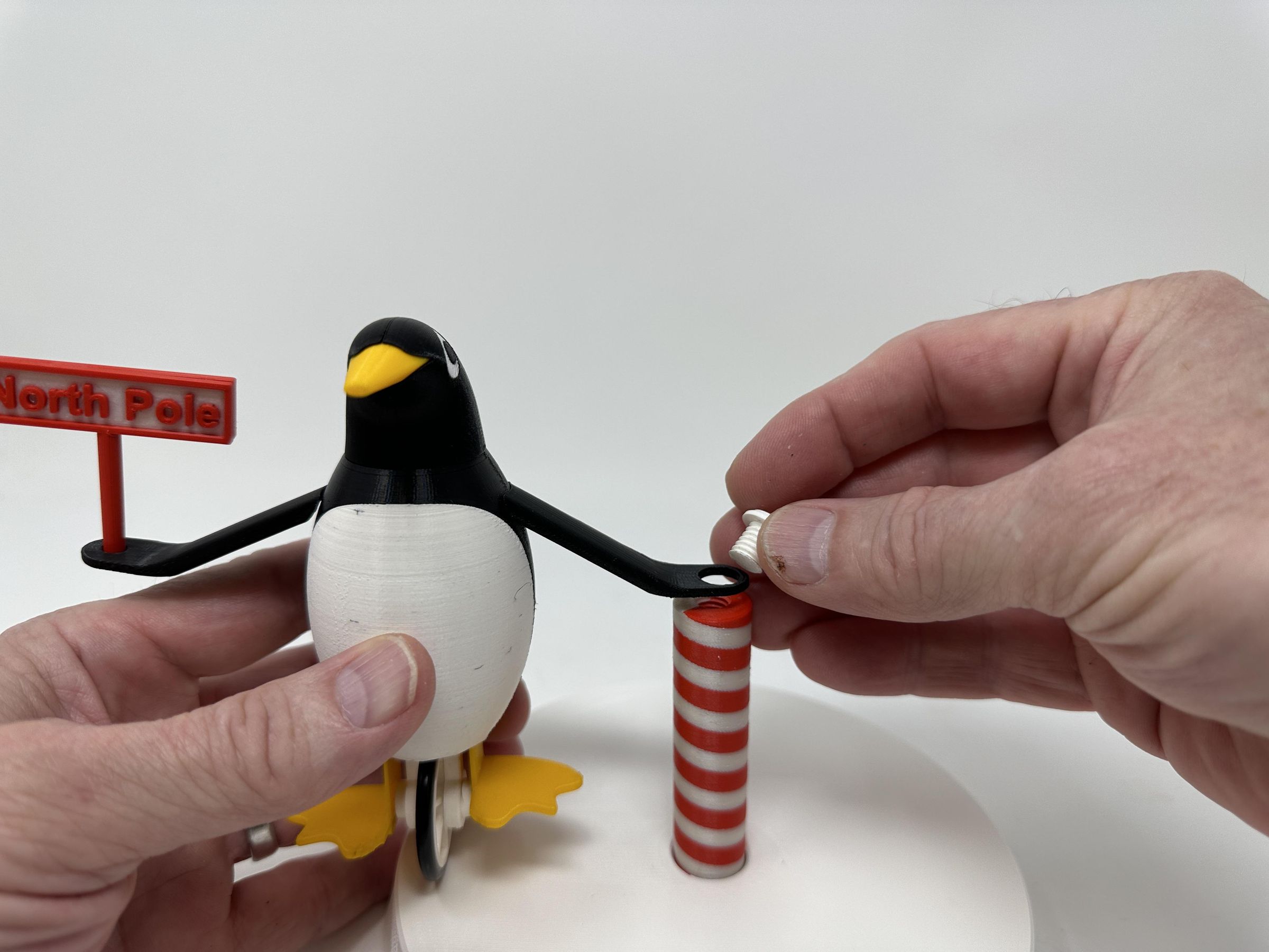 Penguin at the Pole. : 3 Steps (with Pictures) - Instructables