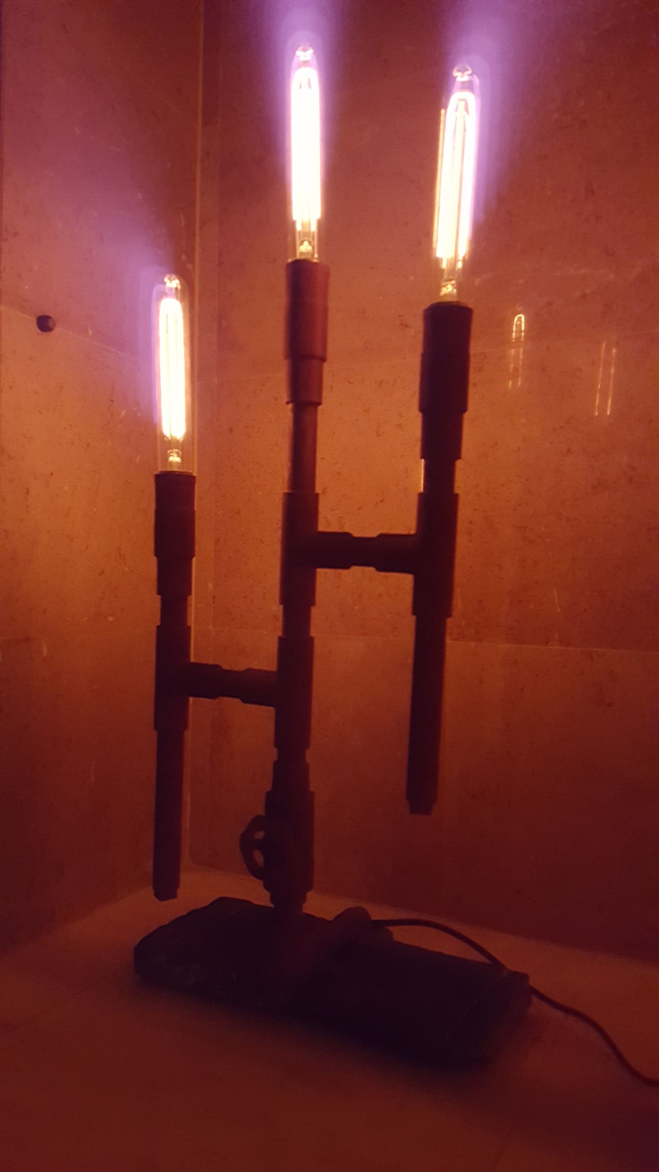 The FAMILY Lamp : 3 Steps - Instructables