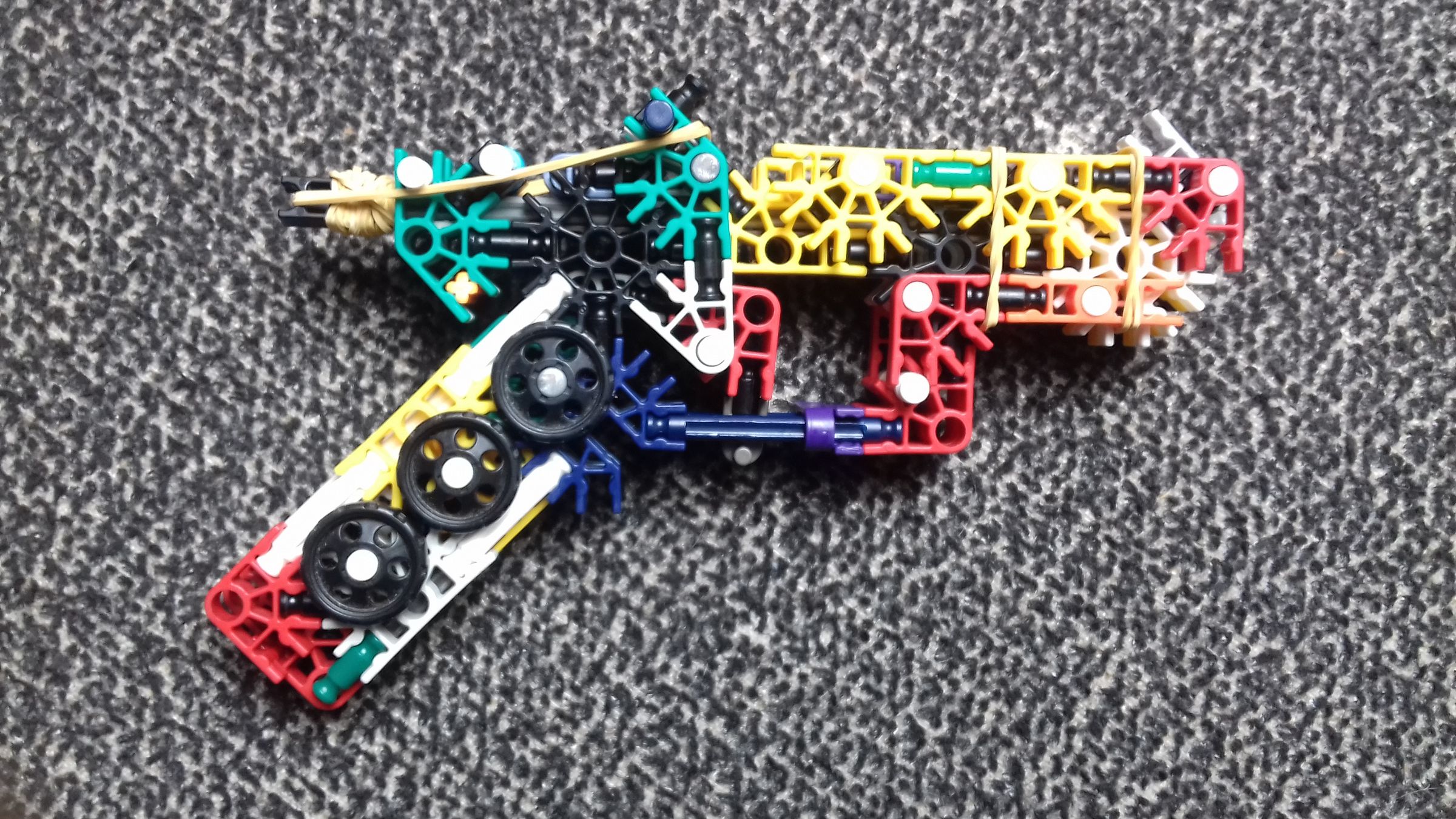 Knex Glock : 4 Steps - Instructables