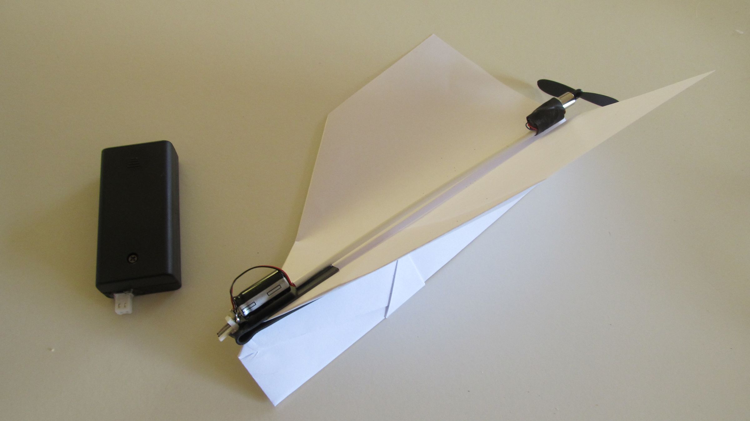 Electric Paper Plane : 6 Steps - Instructables