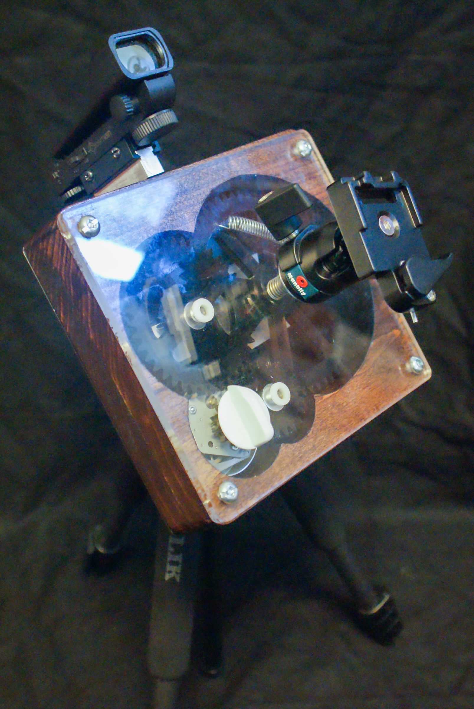 Mechanical Wind-Up Star Tracker for Astro-Photography : 5 Steps ...