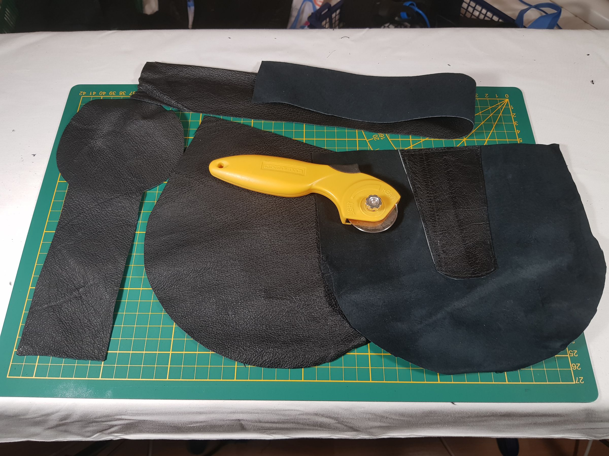 Easy Sewing Rob Roy Sporran for Beginner : 8 Steps - Instructables