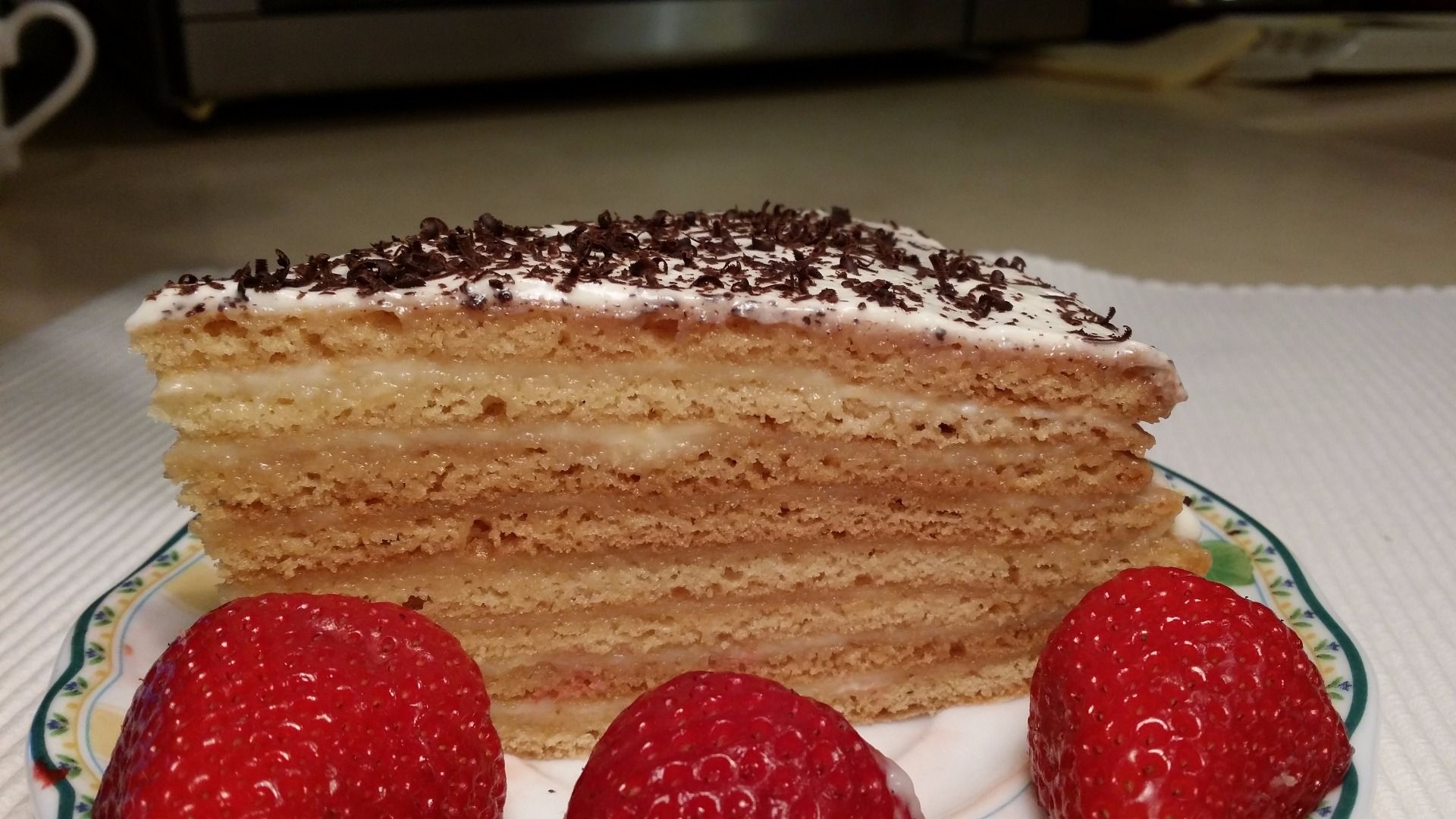 Layered Honey-cake (ryzhik) : 6 Steps - Instructables