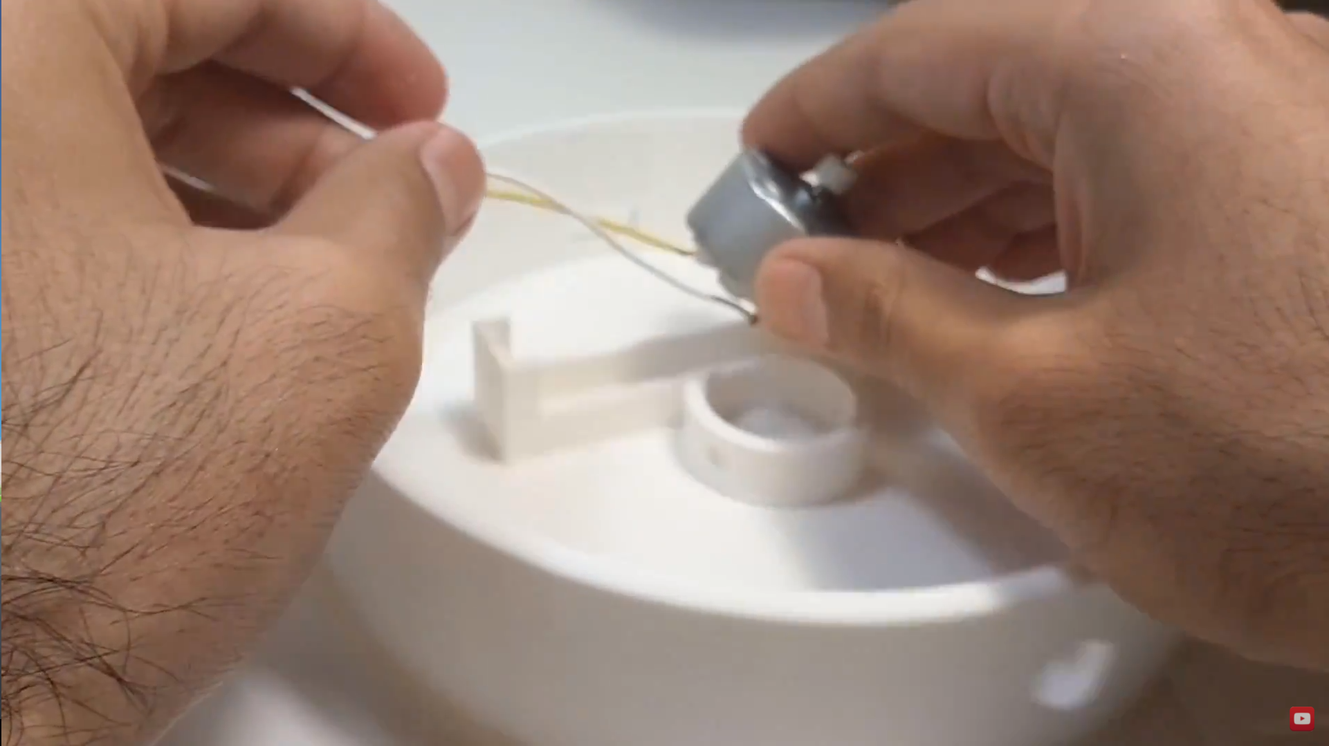 Awesome Easy Turntable to Show Off Your Projects : 5 Steps - Instructables