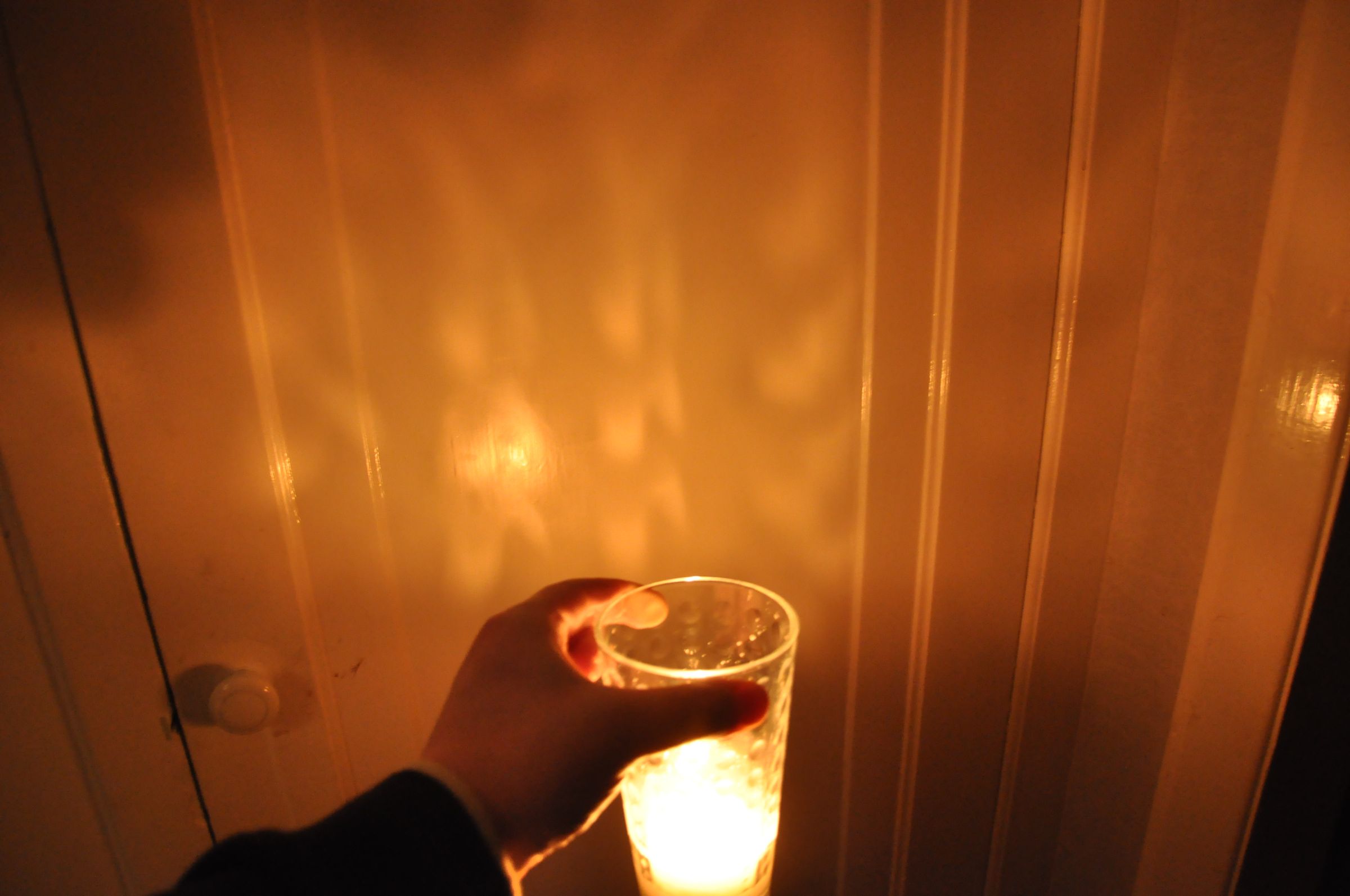 Unique Candle Lighting Effect. : 4 Steps - Instructables