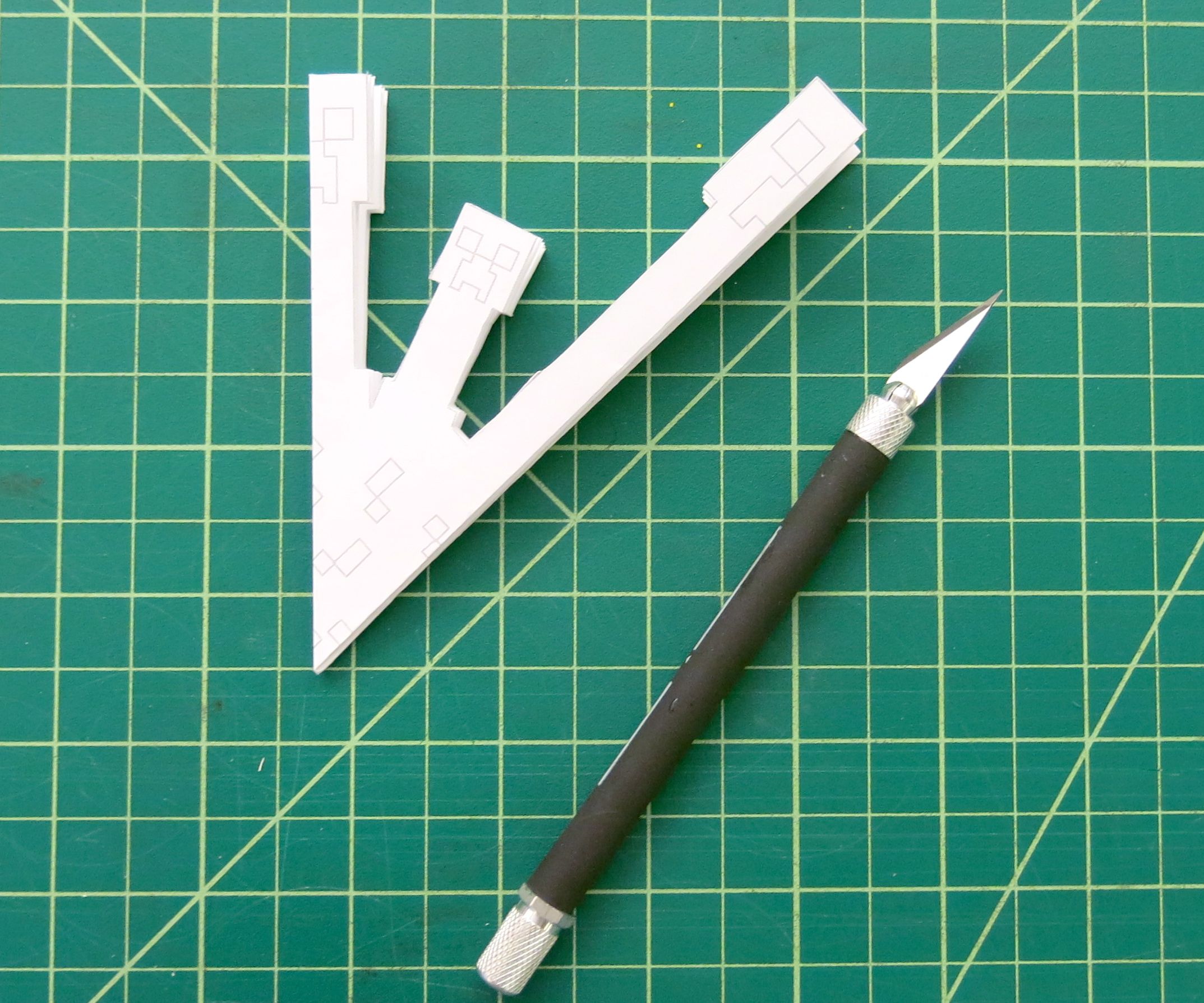 Minecraft Paper Snowflakes : 4 Steps (with Pictures) - Instructables