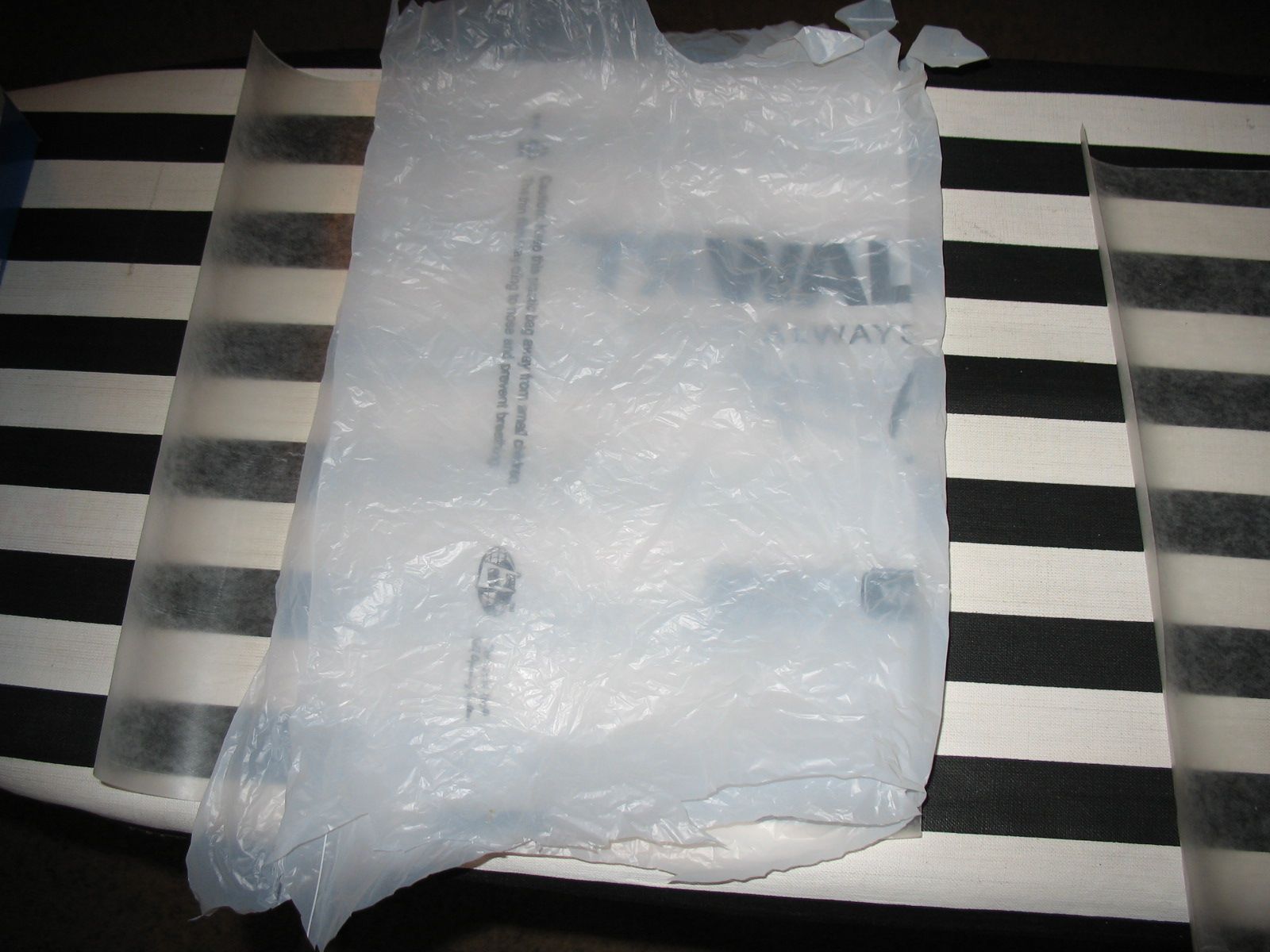 Plastic Bag Fabric! : 5 Steps - Instructables