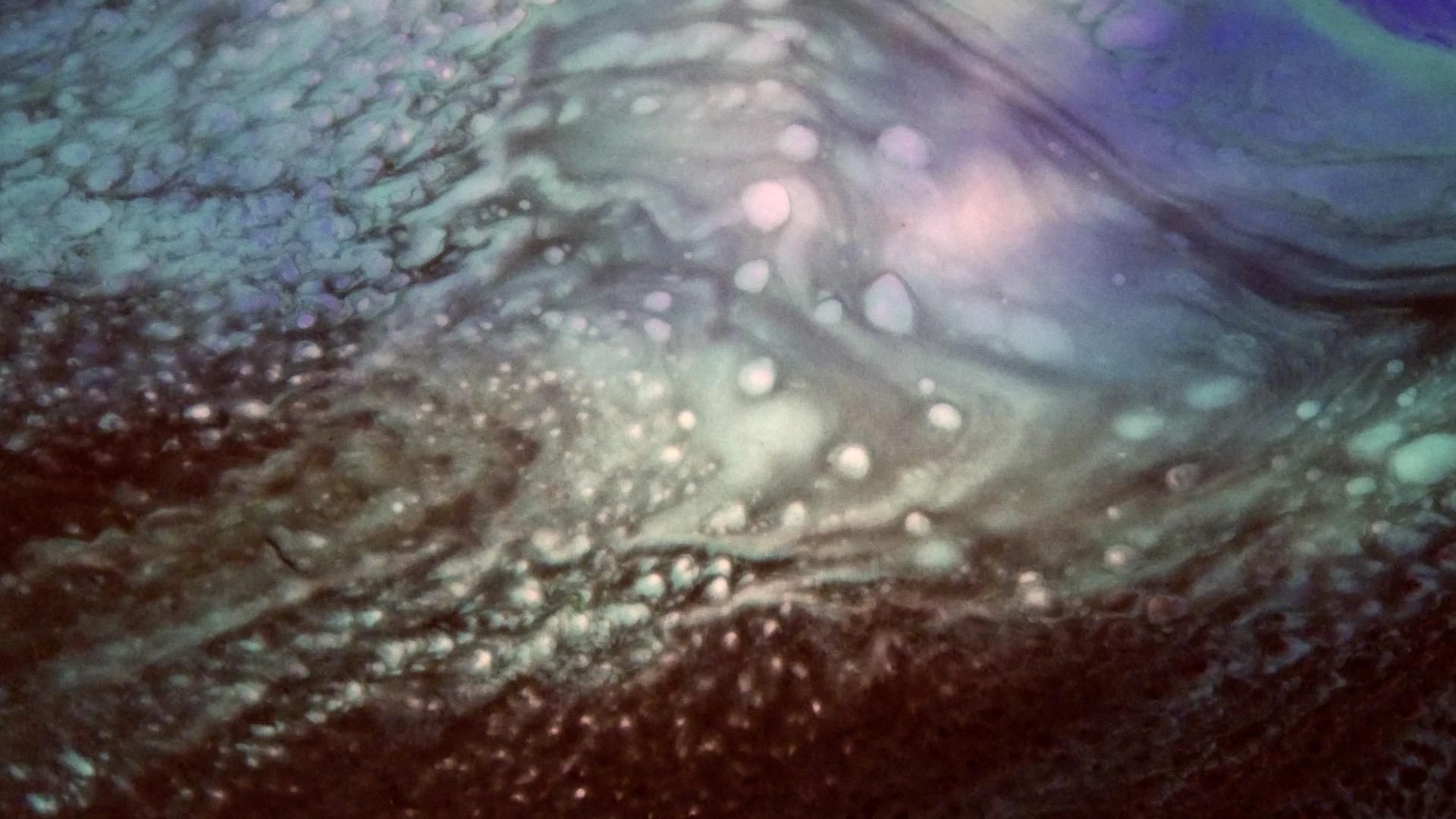 How to Make Resin Art on a Canvas (For Beginners) : 10 Steps (with ...