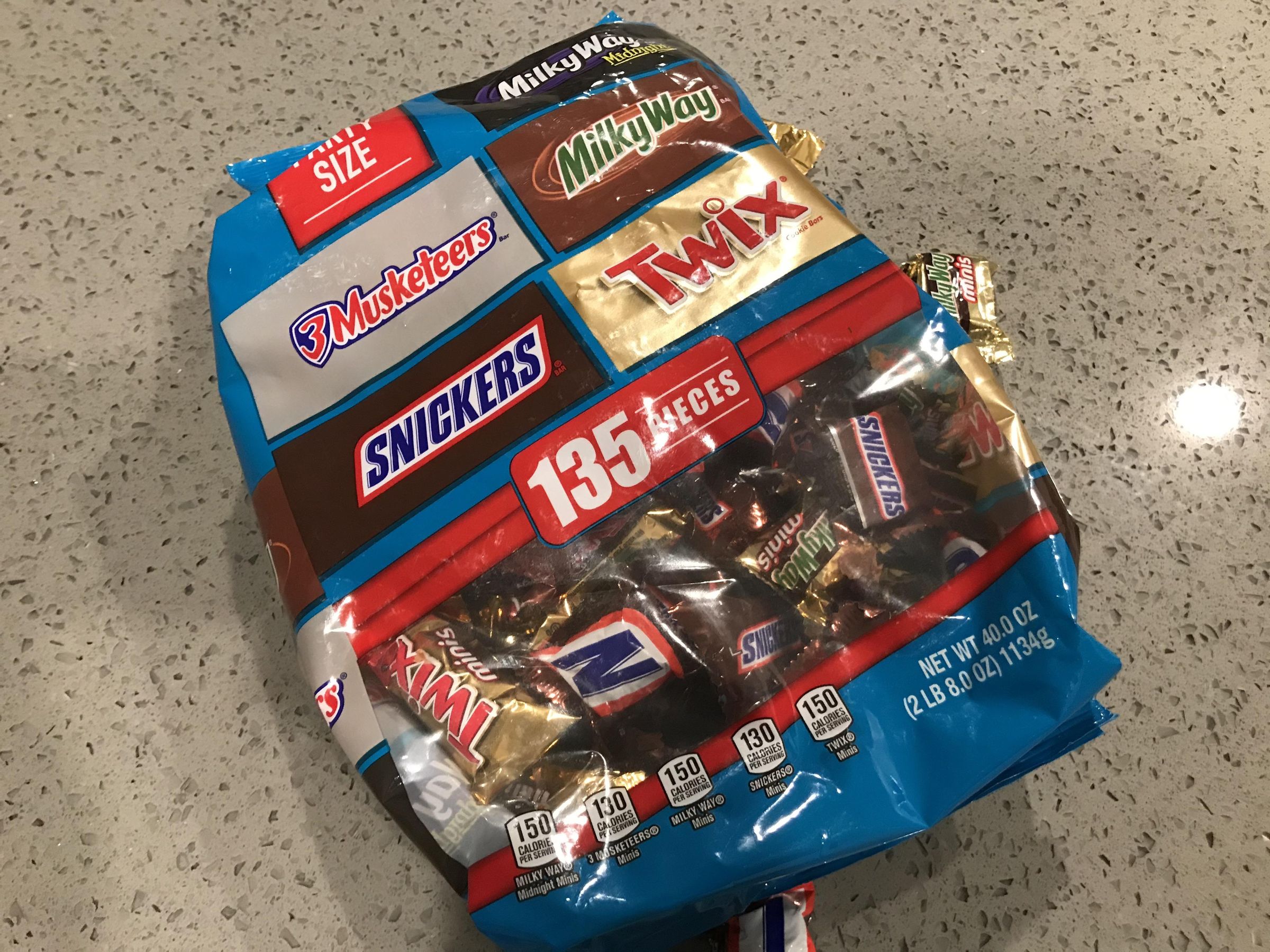 The Social Distancing Halloween Candy Robot : 7 Steps (with Pictures ...