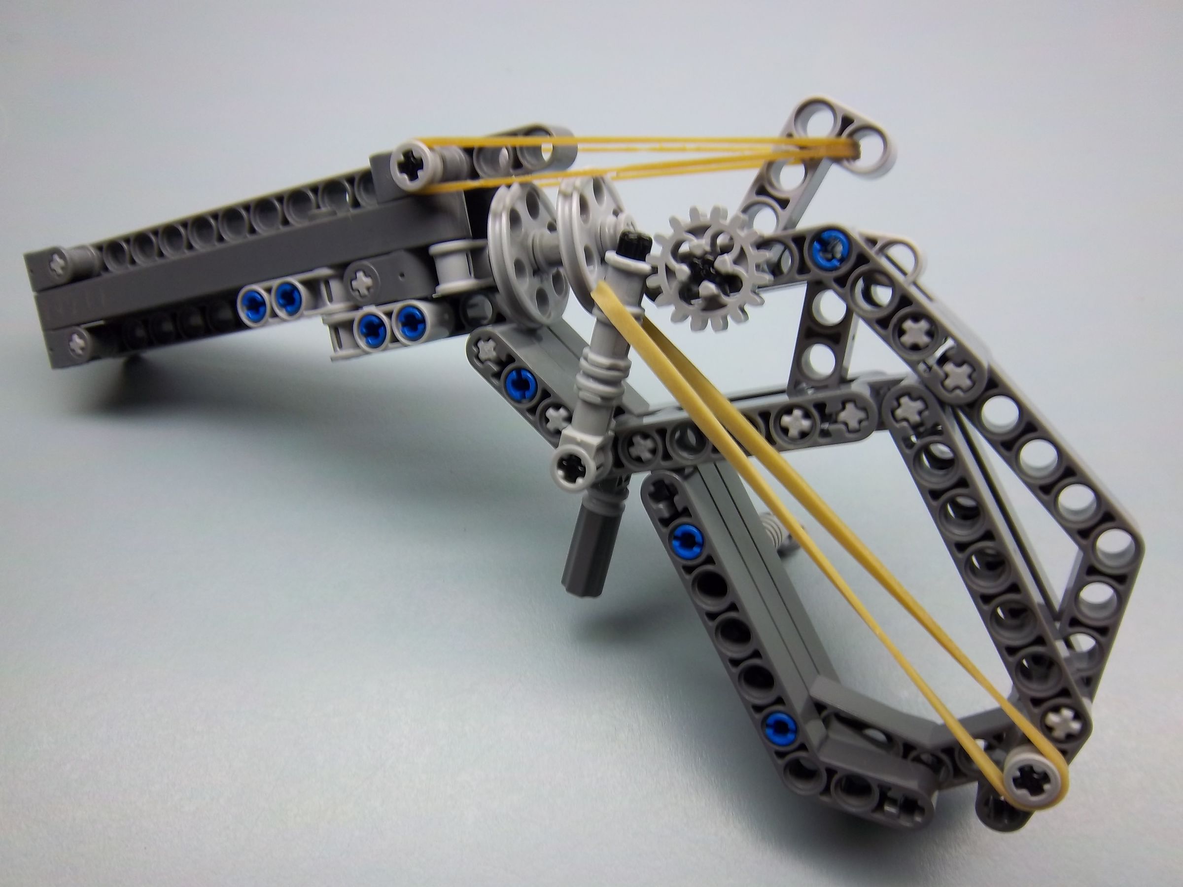 Working Lego Technic Revolver : 3 Steps - Instructables