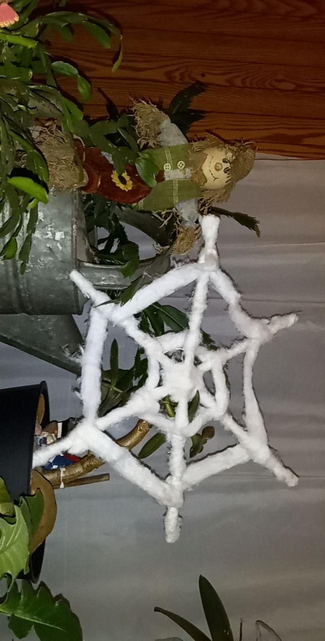 Super Easy Cobweb! : 7 Steps - Instructables