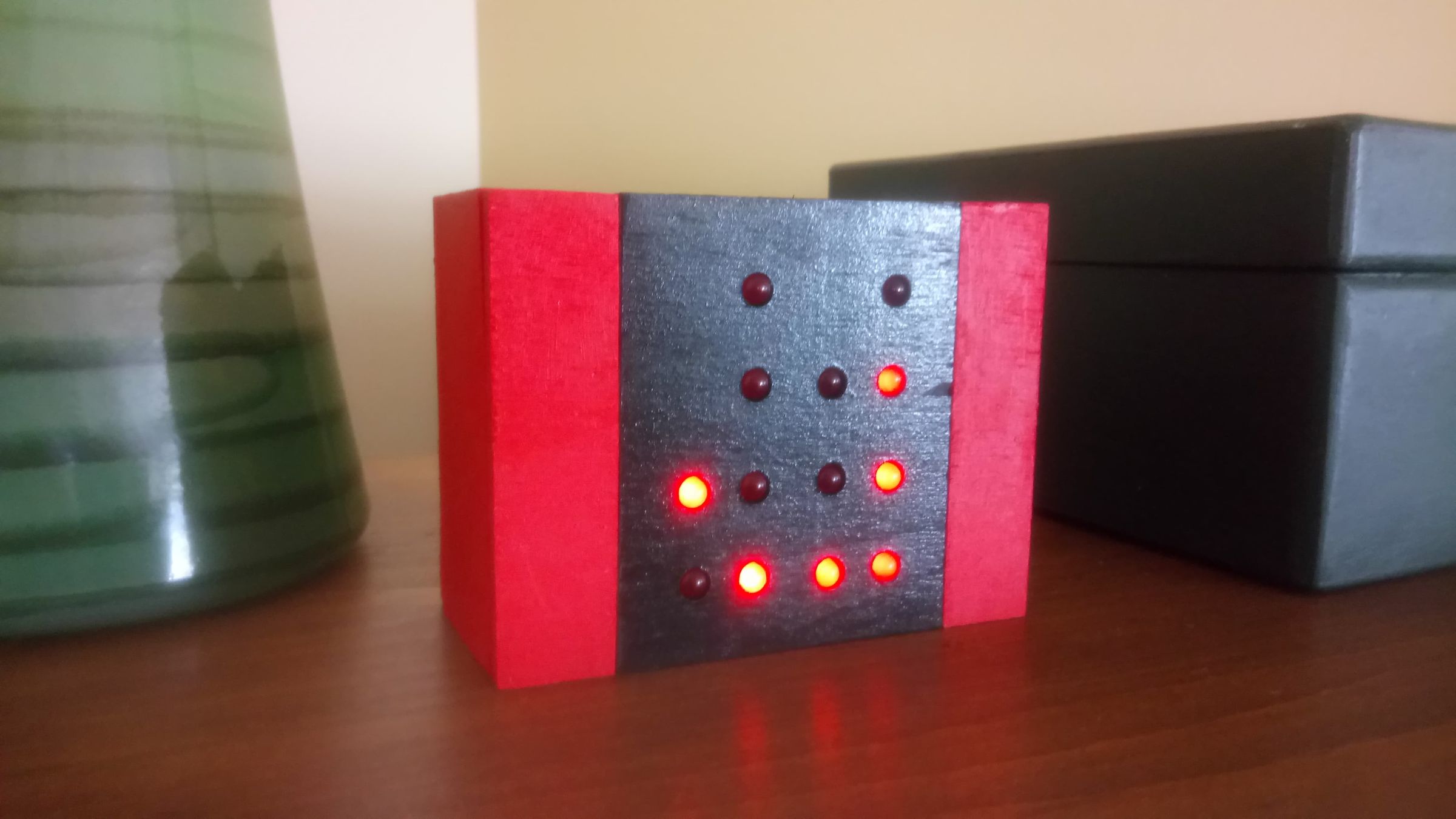Simple Binary Clock Using Attiny85 : 10 Steps - Instructables