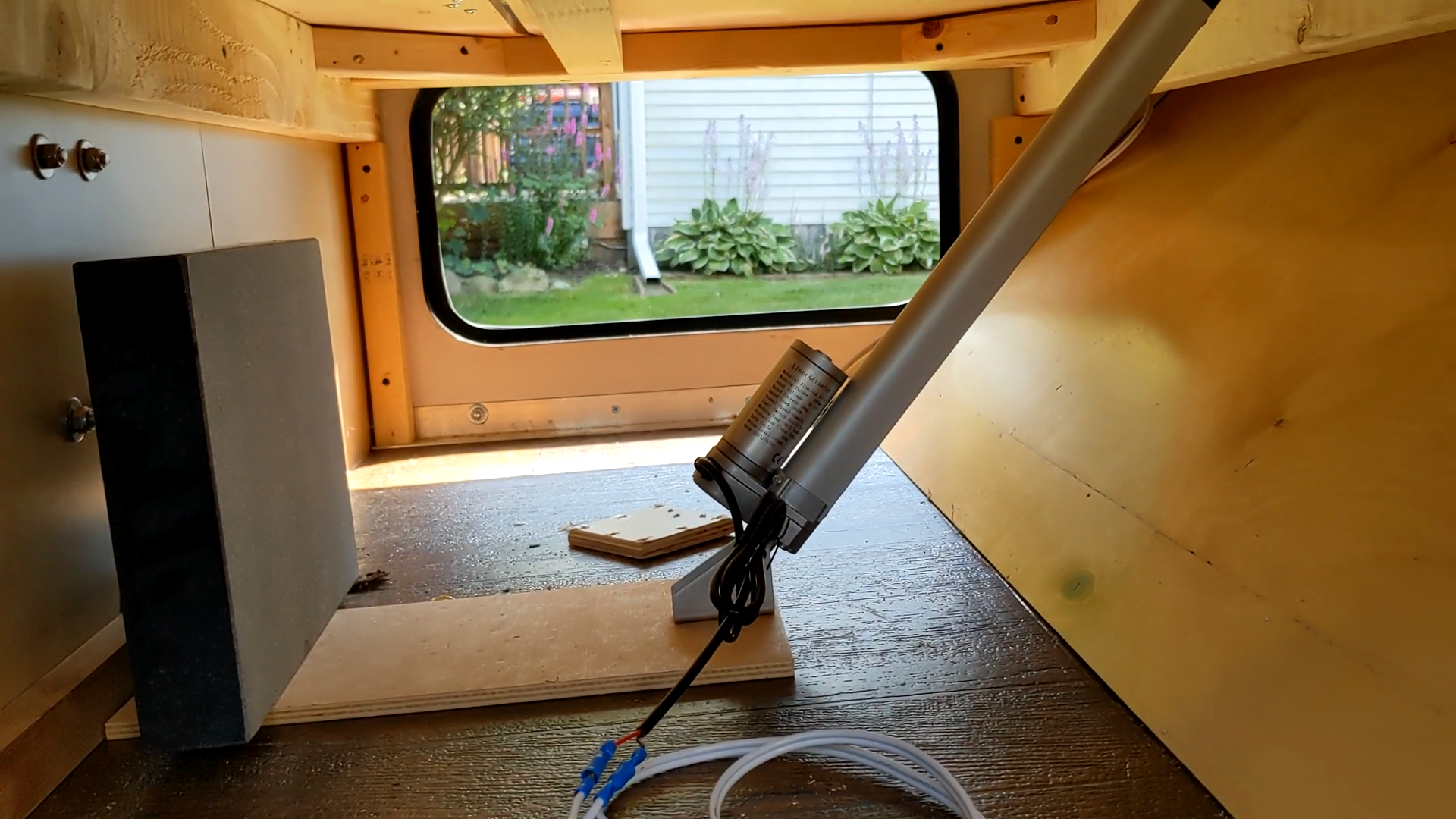 Robotic Adjustable Bed for My Camper! : 9 Steps (with Pictures ...