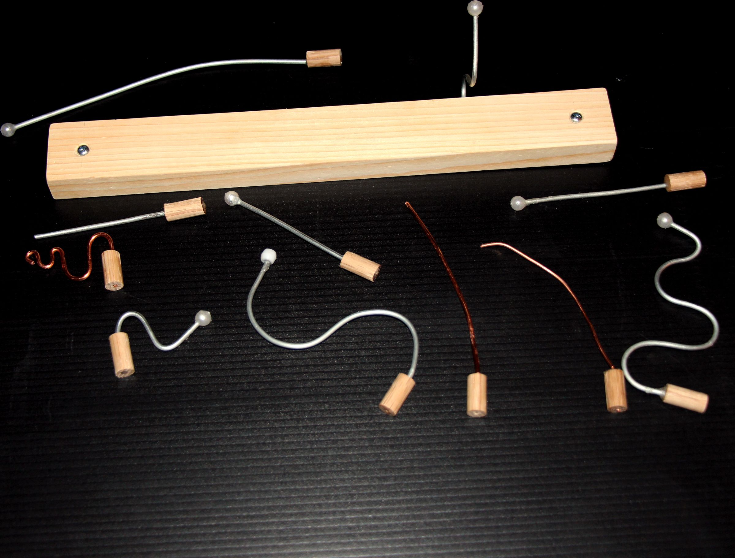 Flexible Pegboard - Hook System : 5 Steps (with Pictures) - Instructables