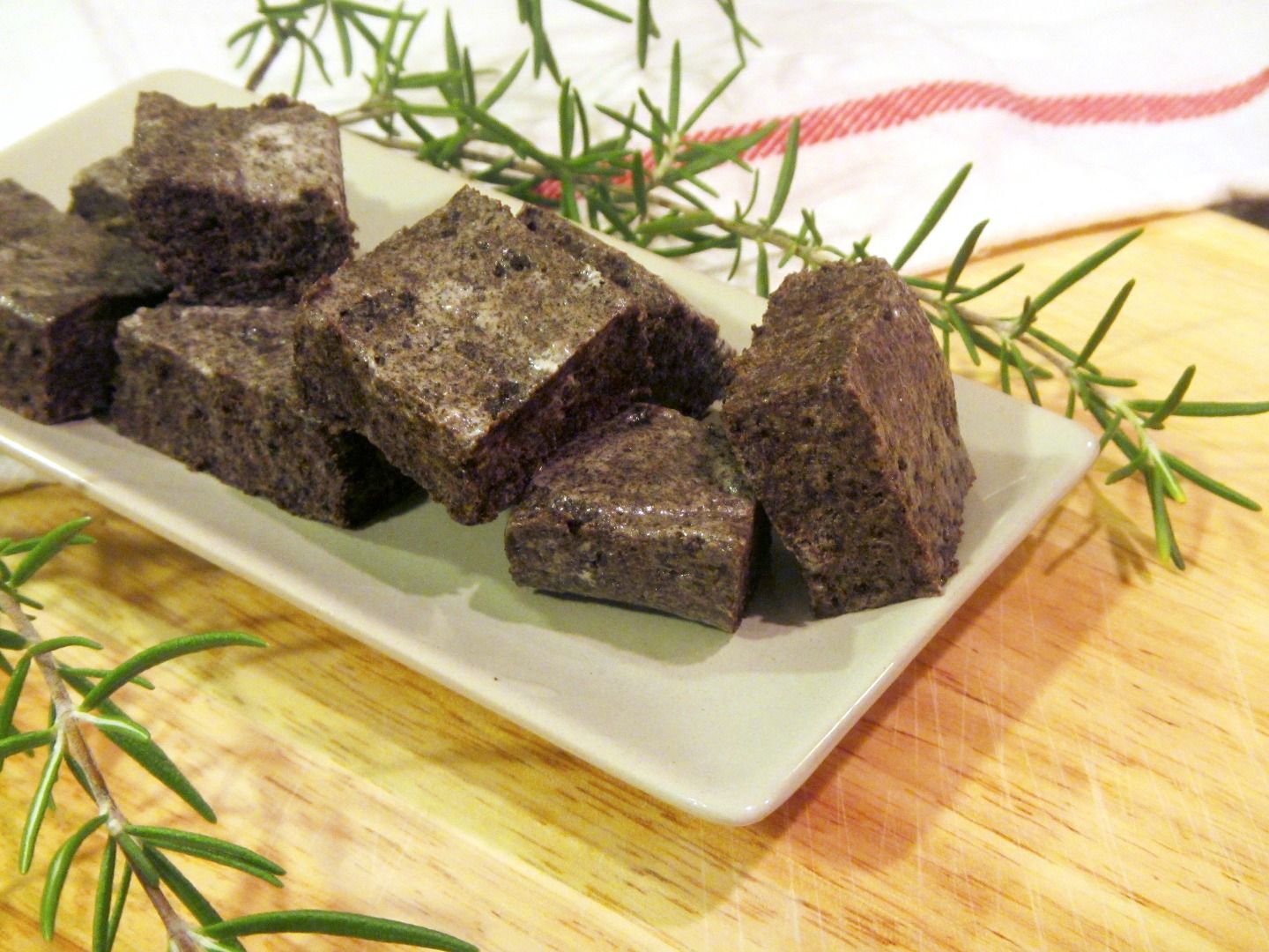 Edible Christmas Coal : 9 Steps (with Pictures) - Instructables