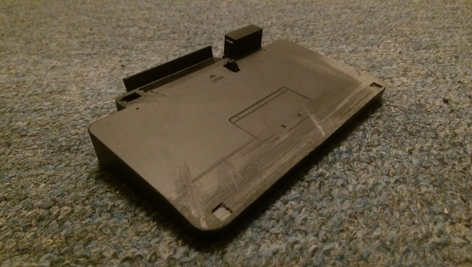 Mod an Old 3DS Charging Dock for a New 3DS XL for $0 : 4 Steps ...