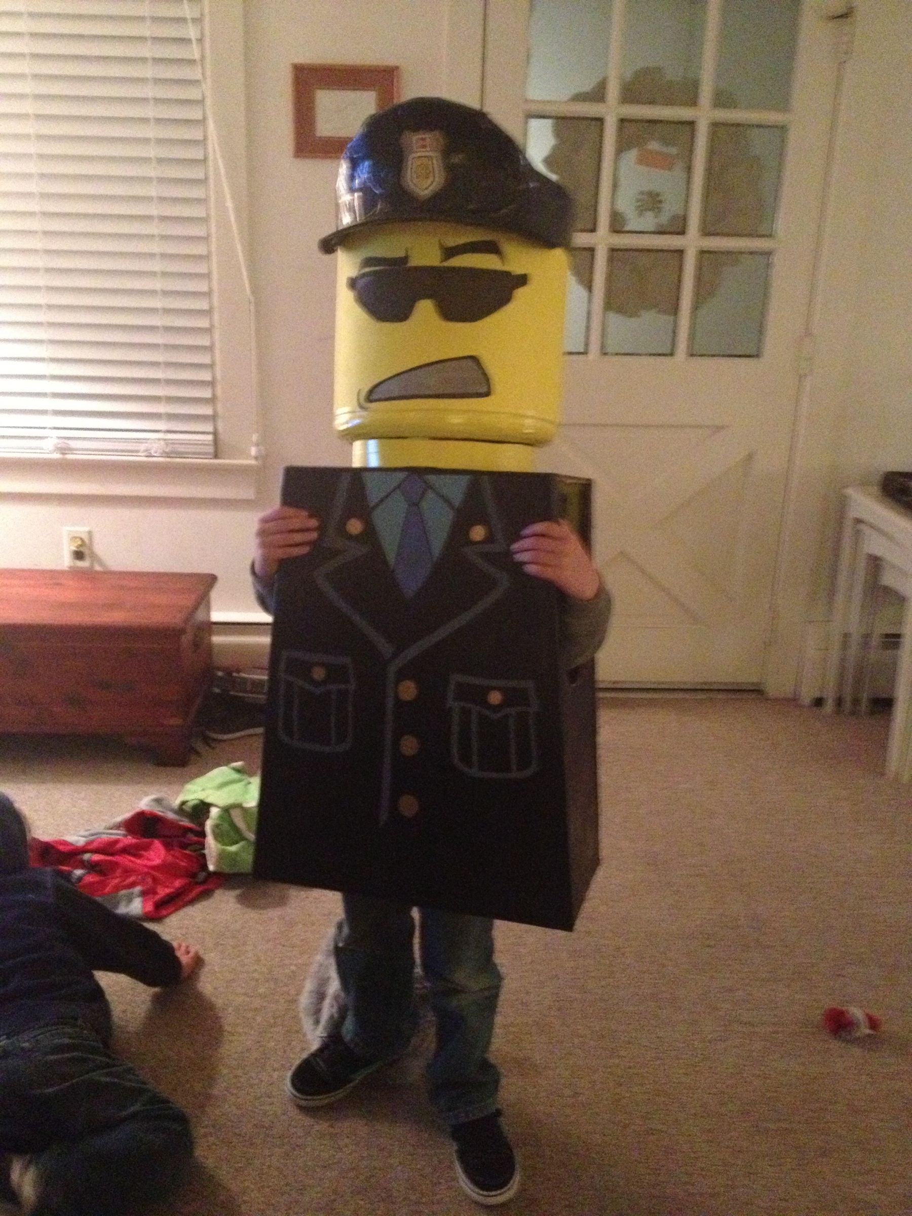 LEGO Man Costume : 5 Steps (with Pictures) - Instructables