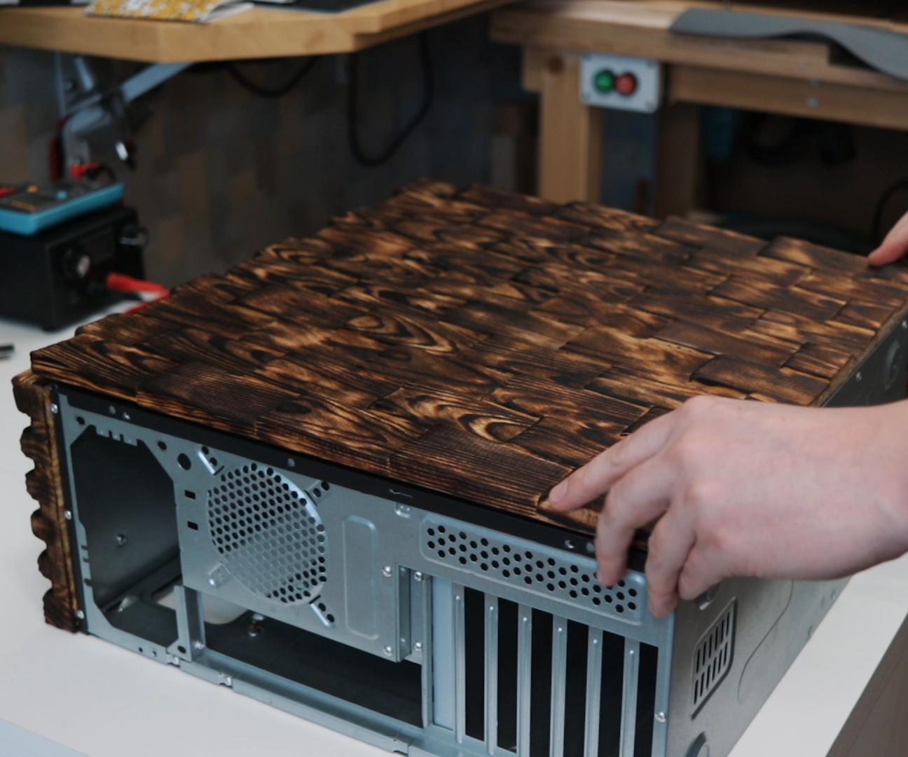 Insane PC Case Overhaul : 23 Steps (with Pictures) - Instructables