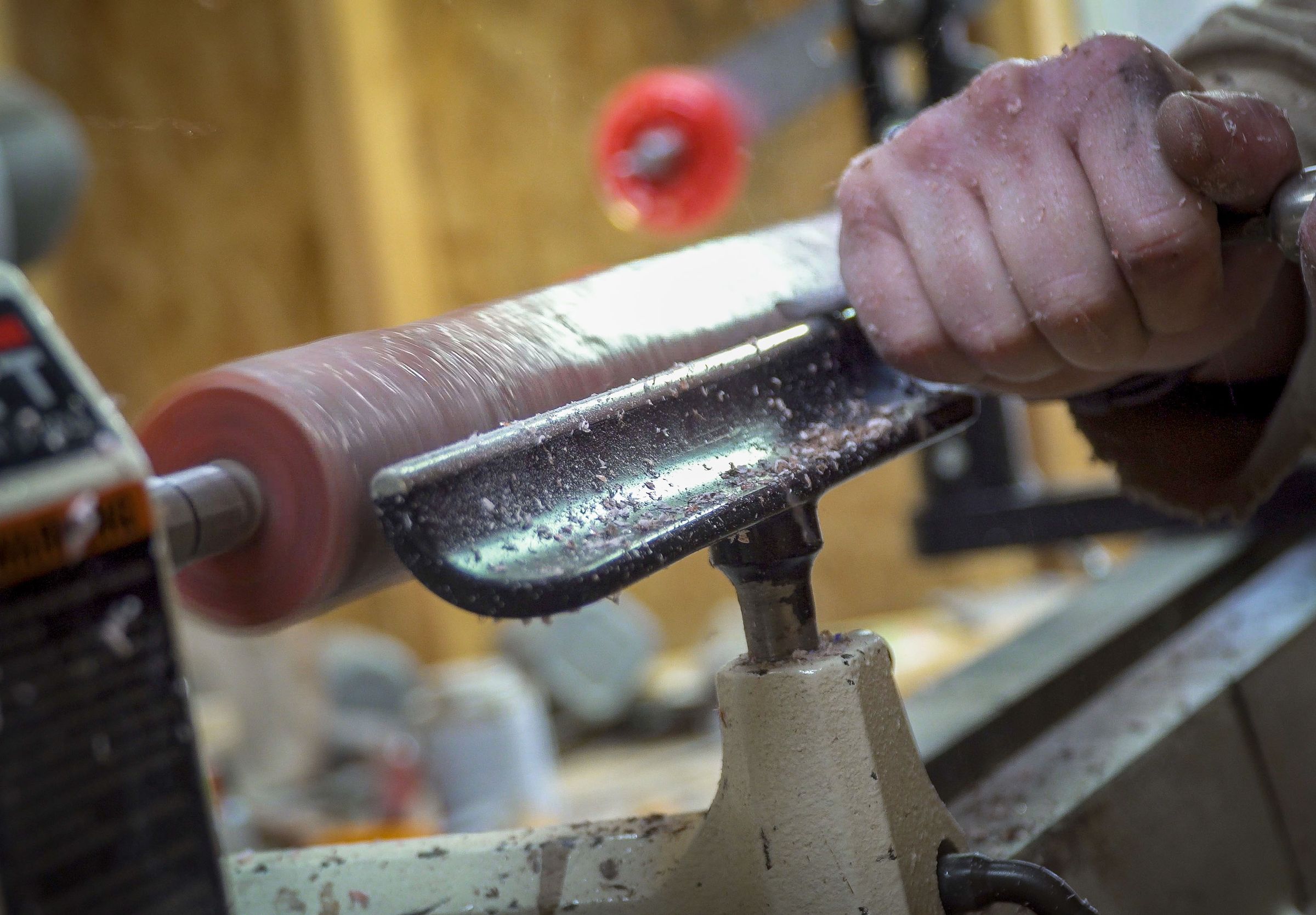 How to Make a Custom Hybrid Epoxy Pool Cue Using a Wood Lathe : 19 ...