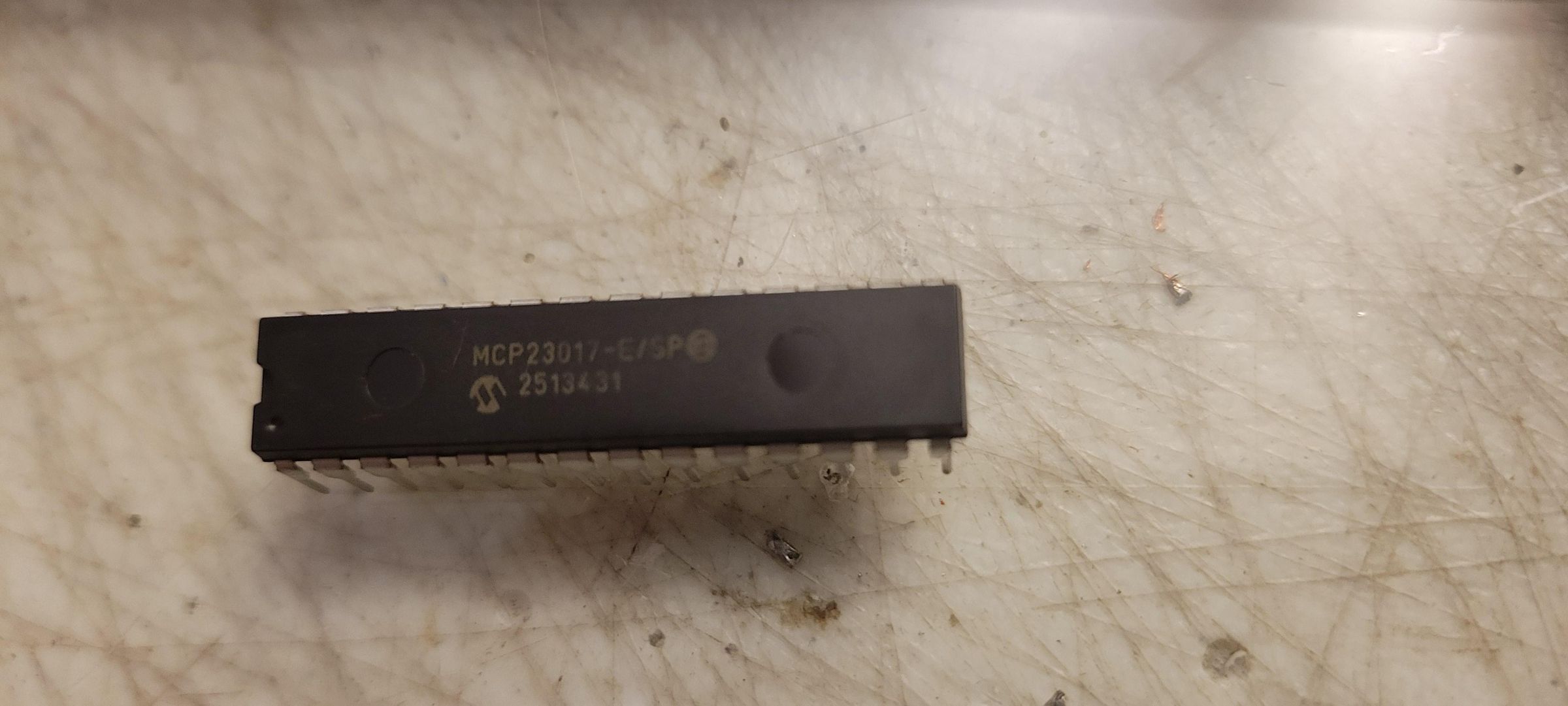 Using Serial Monitor to Control MCP23017 I2C Port Expander With Arduino ...
