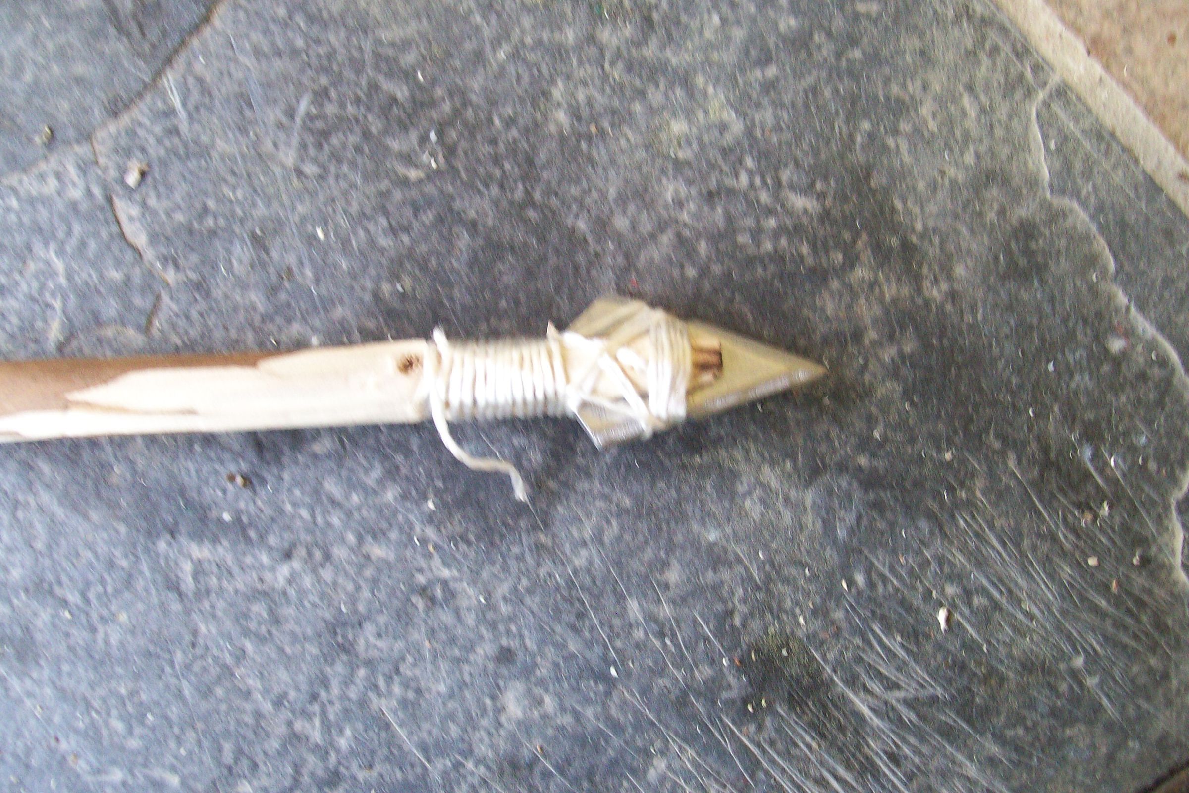 Emergency Survival Arrowhead Pendant and Making an Emergency Arrow : 15 ...
