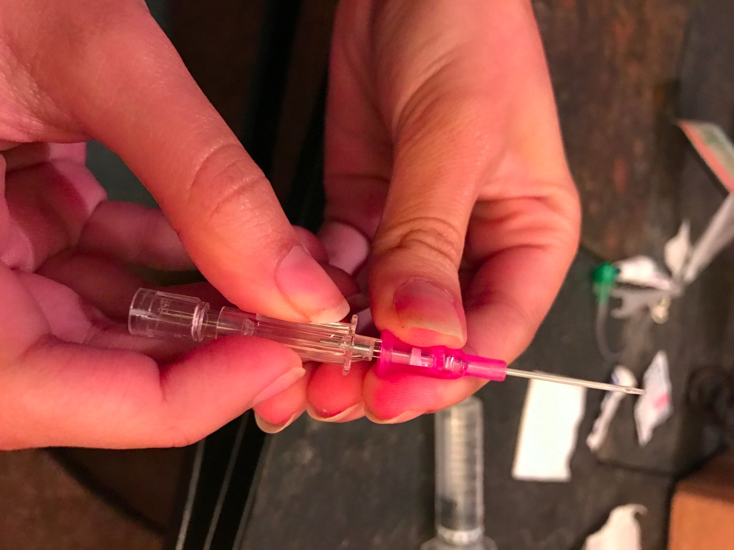 How to Insert an IV : 11 Steps - Instructables