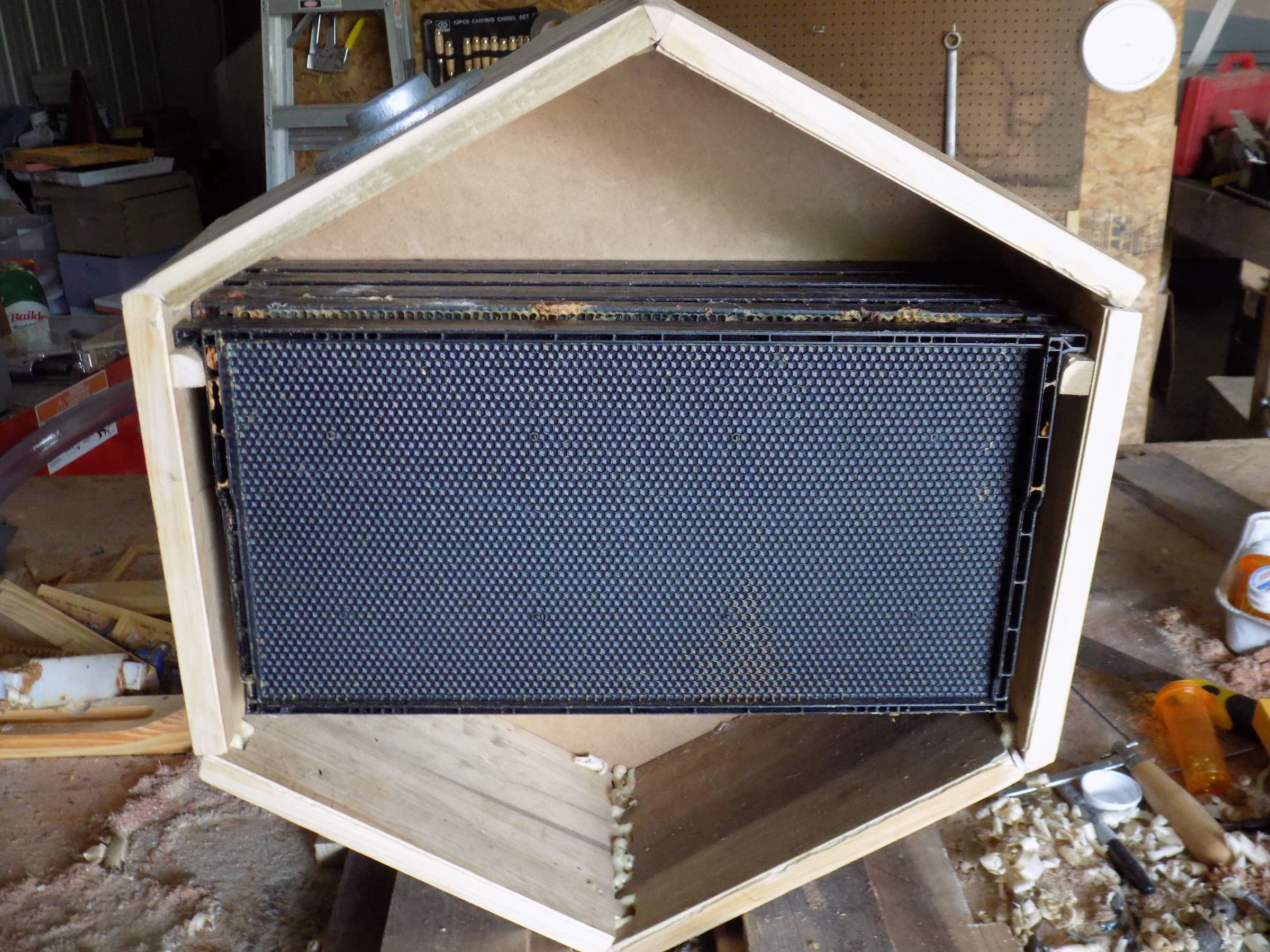 Wooden Observation Beehive ::UPDATED!:: : 11 Steps (with Pictures ...