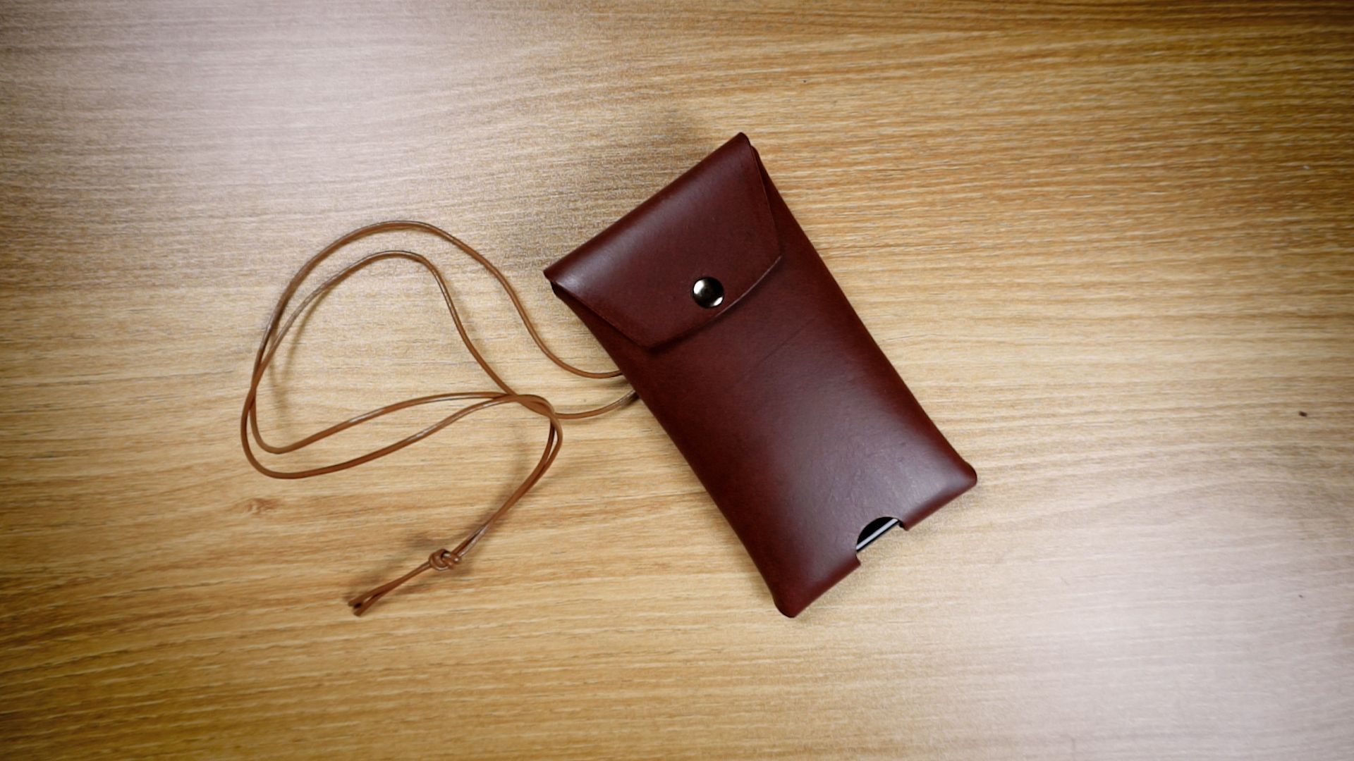 Leather Phone Neck Pouch : 15 Steps (with Pictures) - Instructables